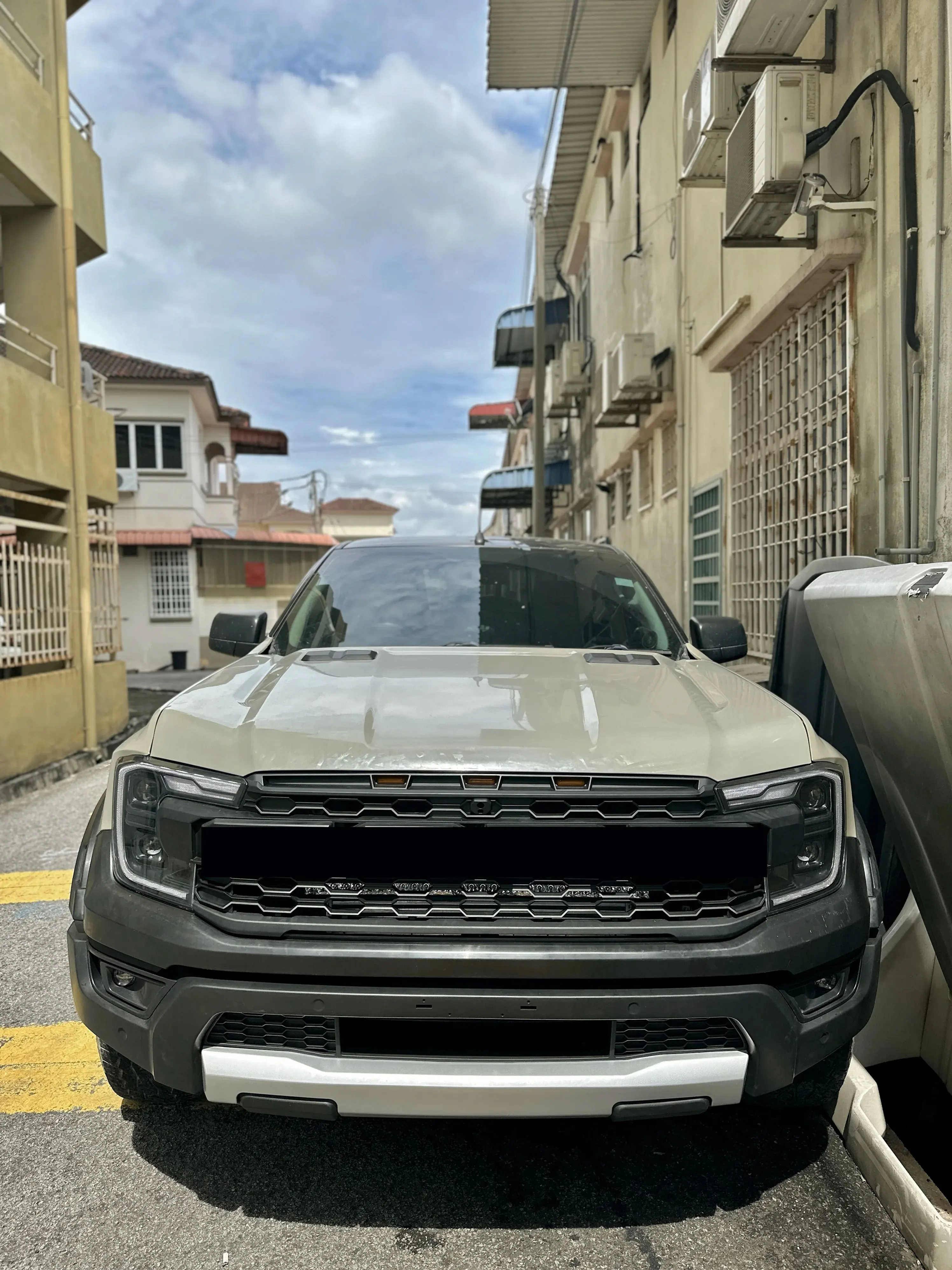 Siru 2023 Abs Front Grill With Led Lights Compatible With Truck For ...