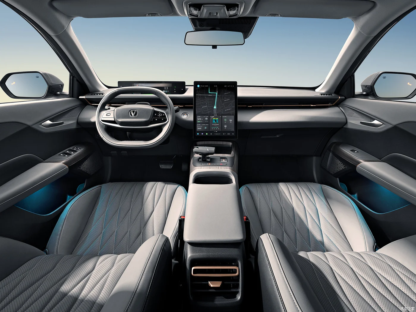 Changan Yida 2023 New Gasoline Car 1.5t Gdi 4-door 5-seat Compact Three ...