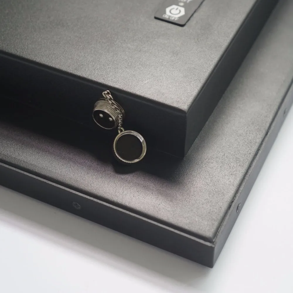 Durable 19-Inch IP65 Waterproof Outdoor Monitor with 1000 Nits ...