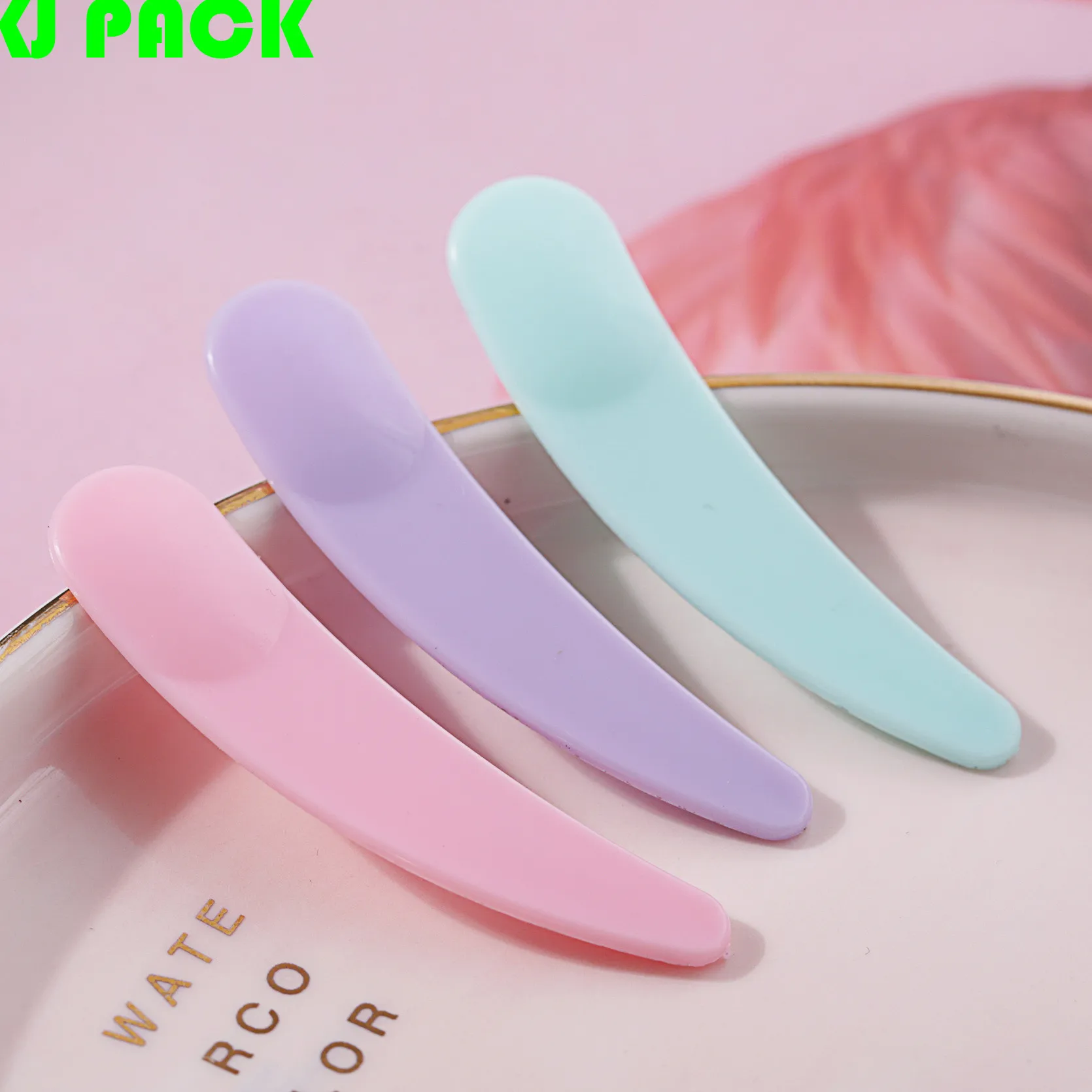 Mini Cosmetic Spatula - Perfect for Facial Creams