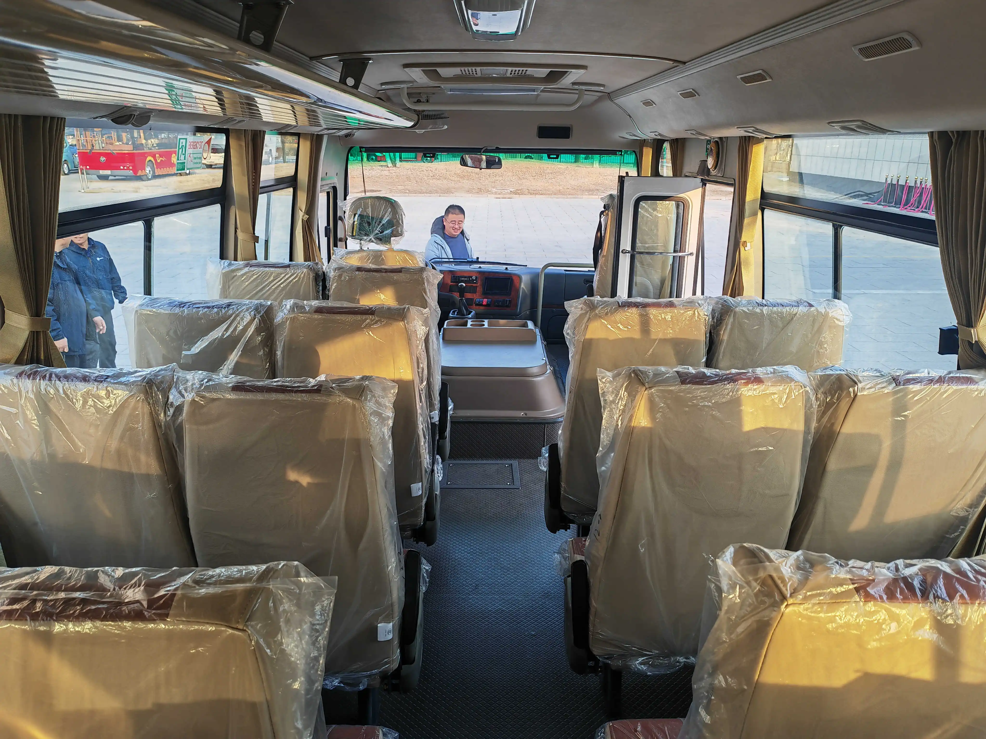 Good Price Foton Brand New 25-28 Seater Gasoline Bus for Sale - Euro 2 ...