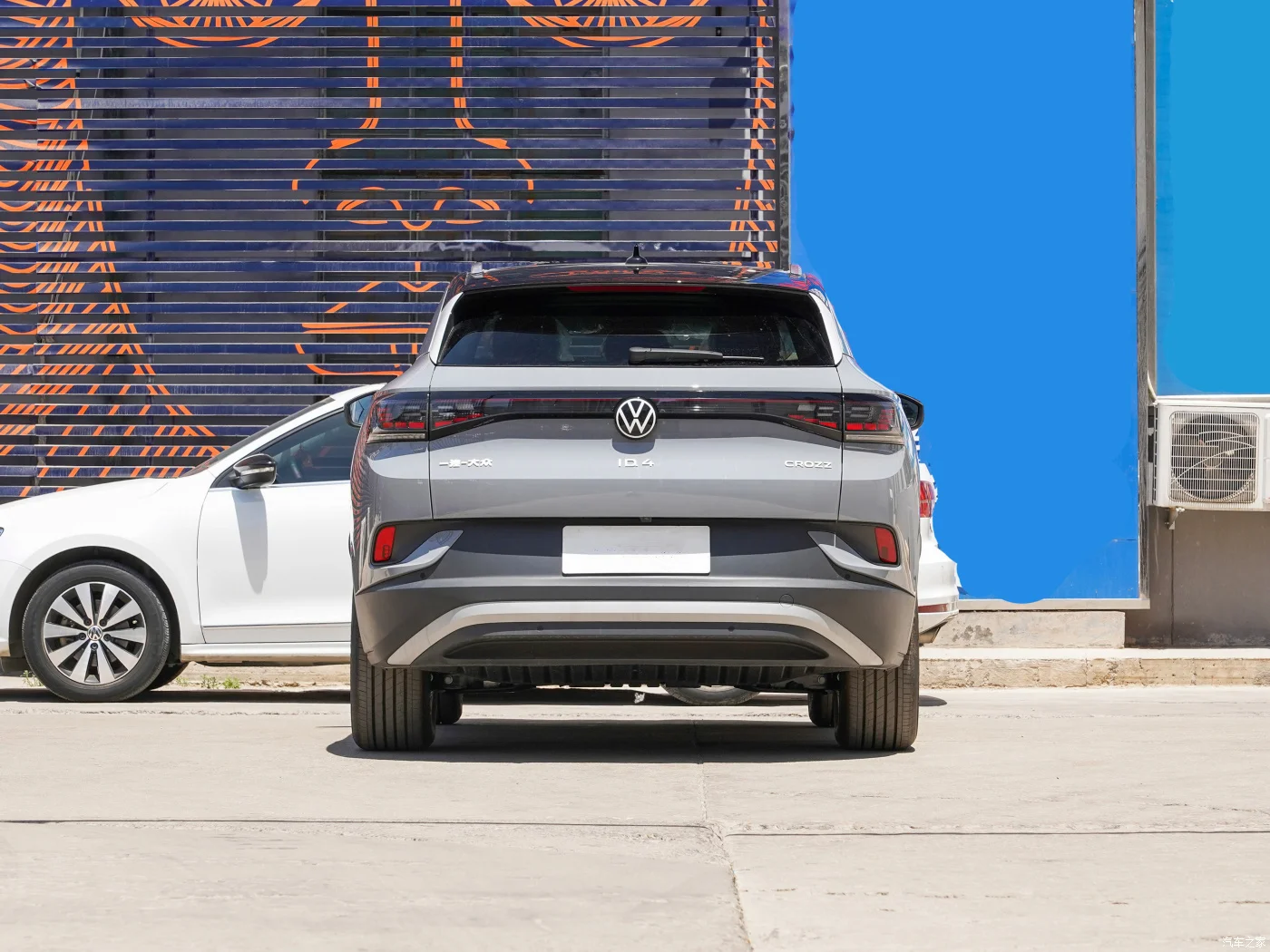 2024 Volkswagen ID4 Electric SUV - Efficient Family Vehicle with Fast ...
