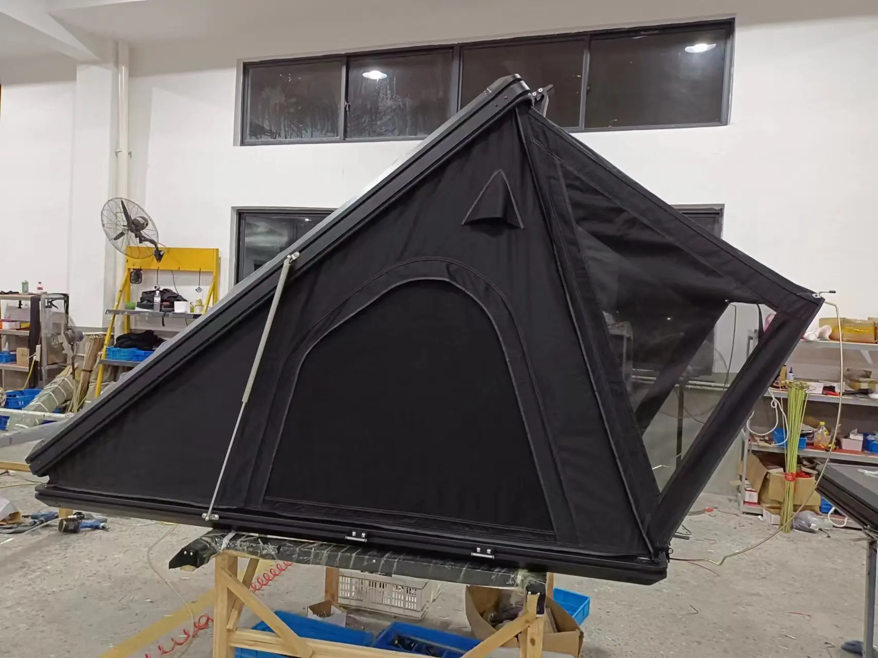 3-4 Person Triangle Camping Rooftop Tent - Durable & Spacious