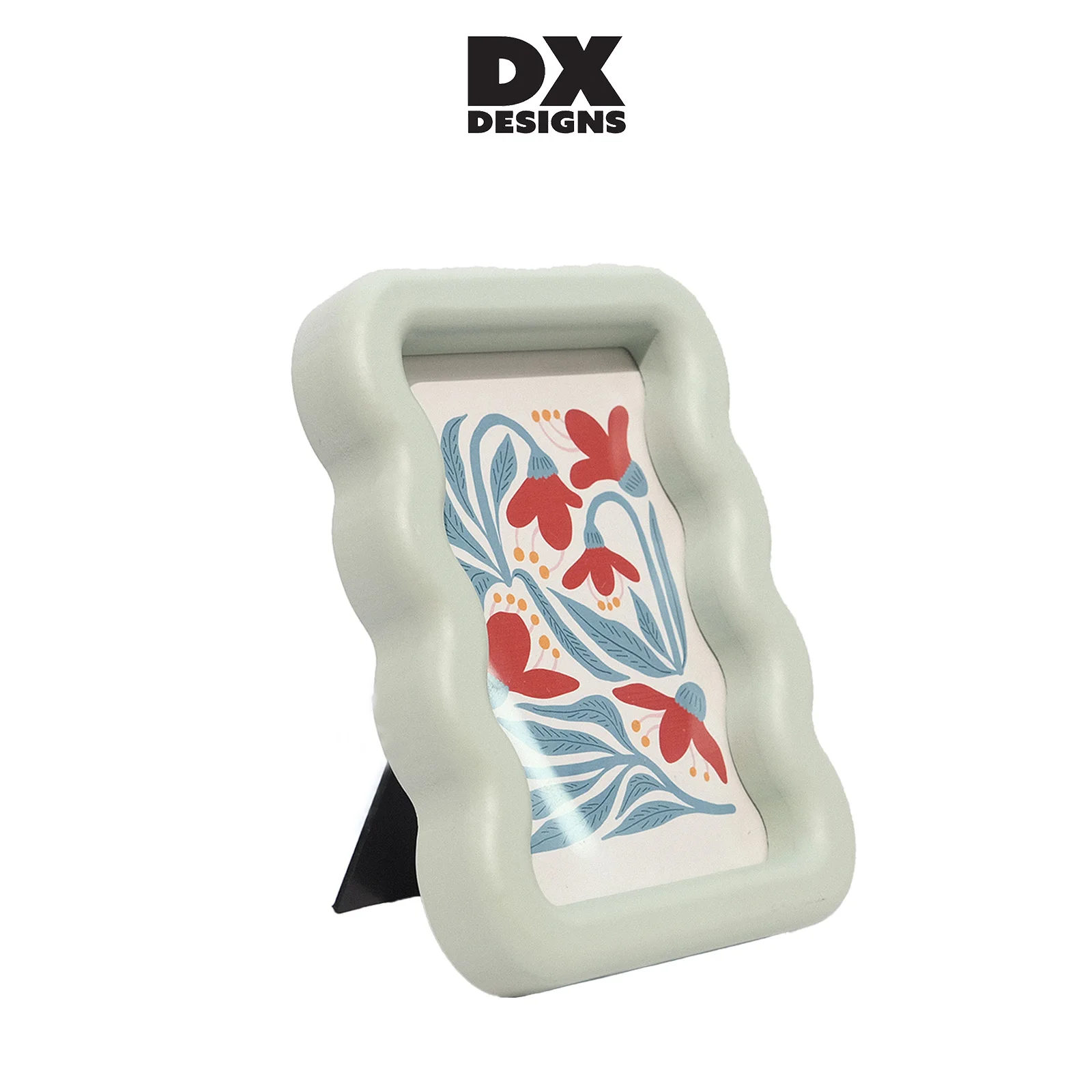 DX Designs Photo Frames - Stylish Home Decor Solutions
