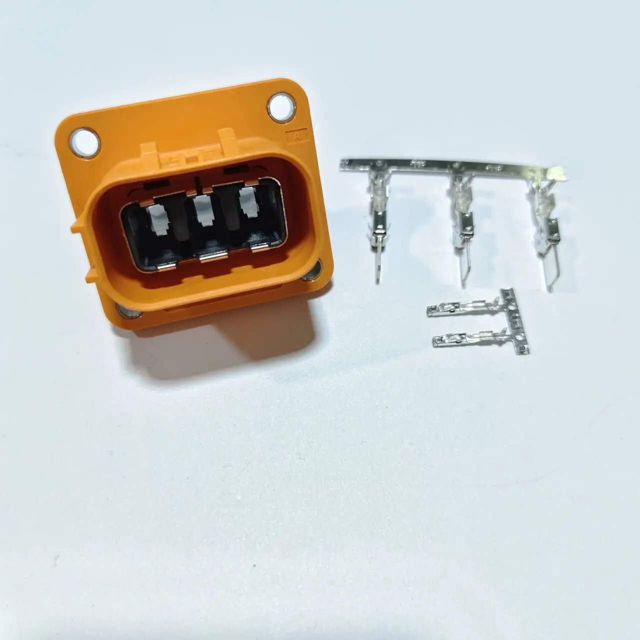 HVIL EV Battery Connectors - High Voltage Safety Lock