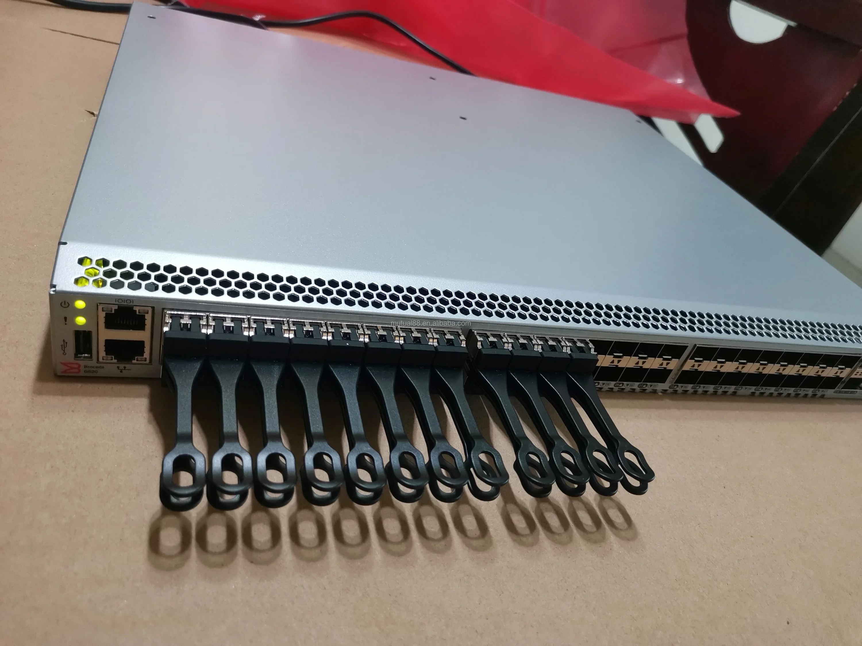 Brand New Brocade HD-G630-48-32G-F G630 Switch with 48 Ports 32G SFP 10 ...