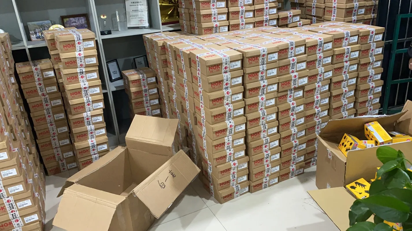 Original Germany Genuine 0242240665 Fr6hi332 Iridium Spark Plug Cross ...