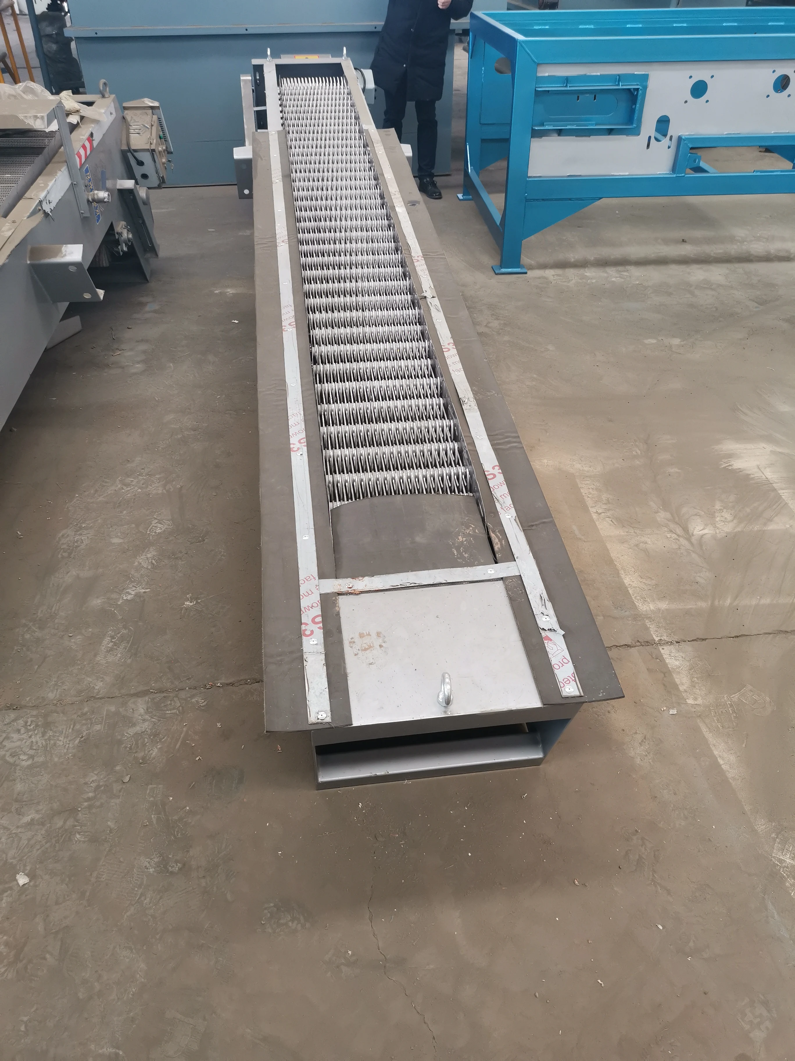 Automatic Vertical Mechanical Rotary Type Grille Wastewater Screen Bar ...