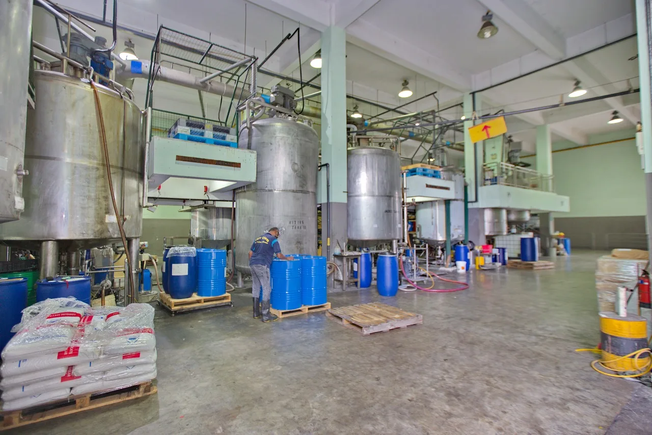 OEM & Private Label Custom Small Batch & Pilot Blending Services Custom ...