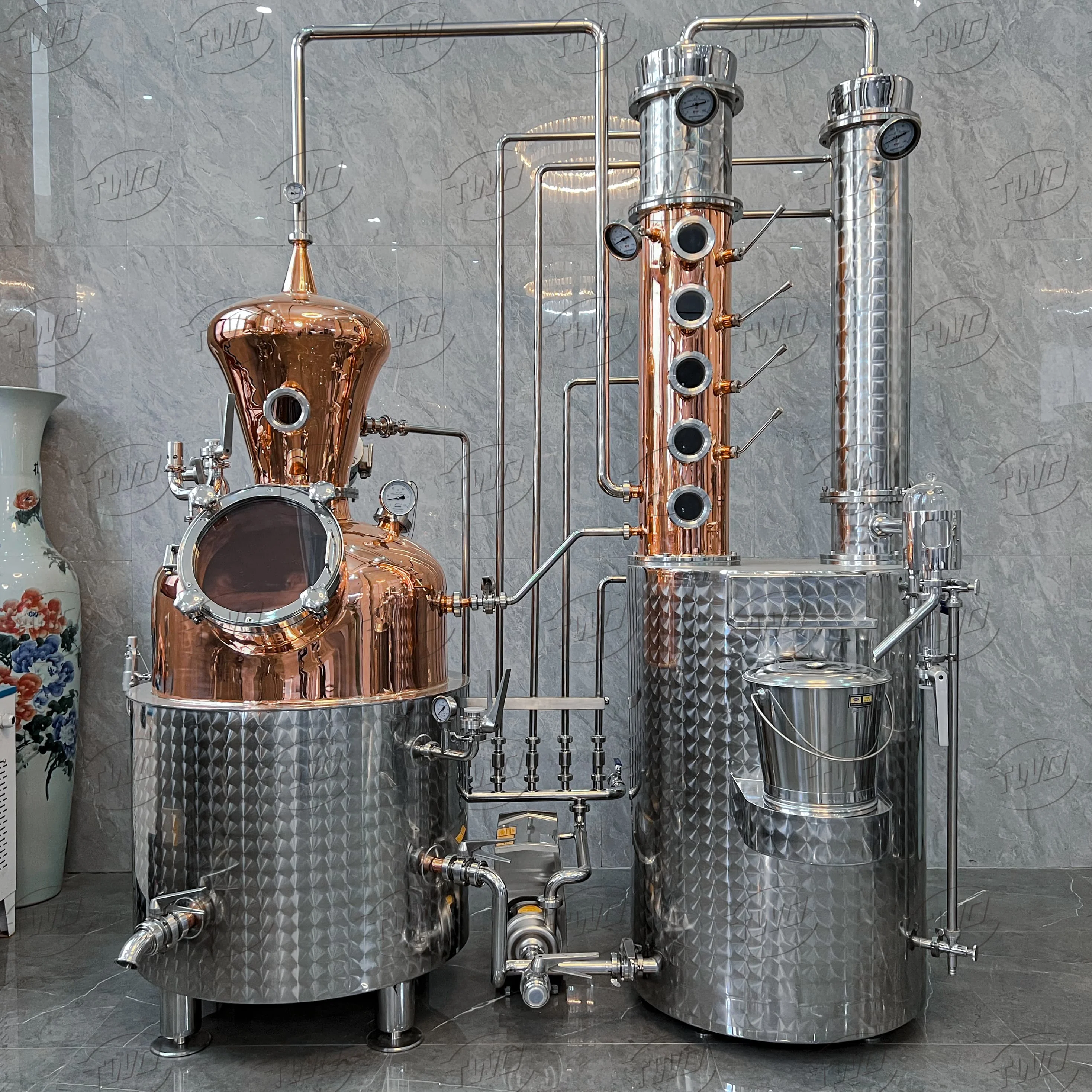 TW Alcohol Distillation Equipment - 200L Copper Still