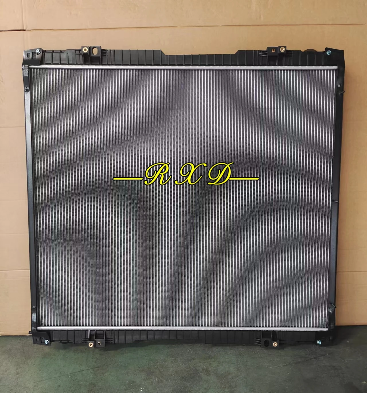 Radiator Aluminum Radiator Plastic Water Tank - Buy Aluminum Plastic ...