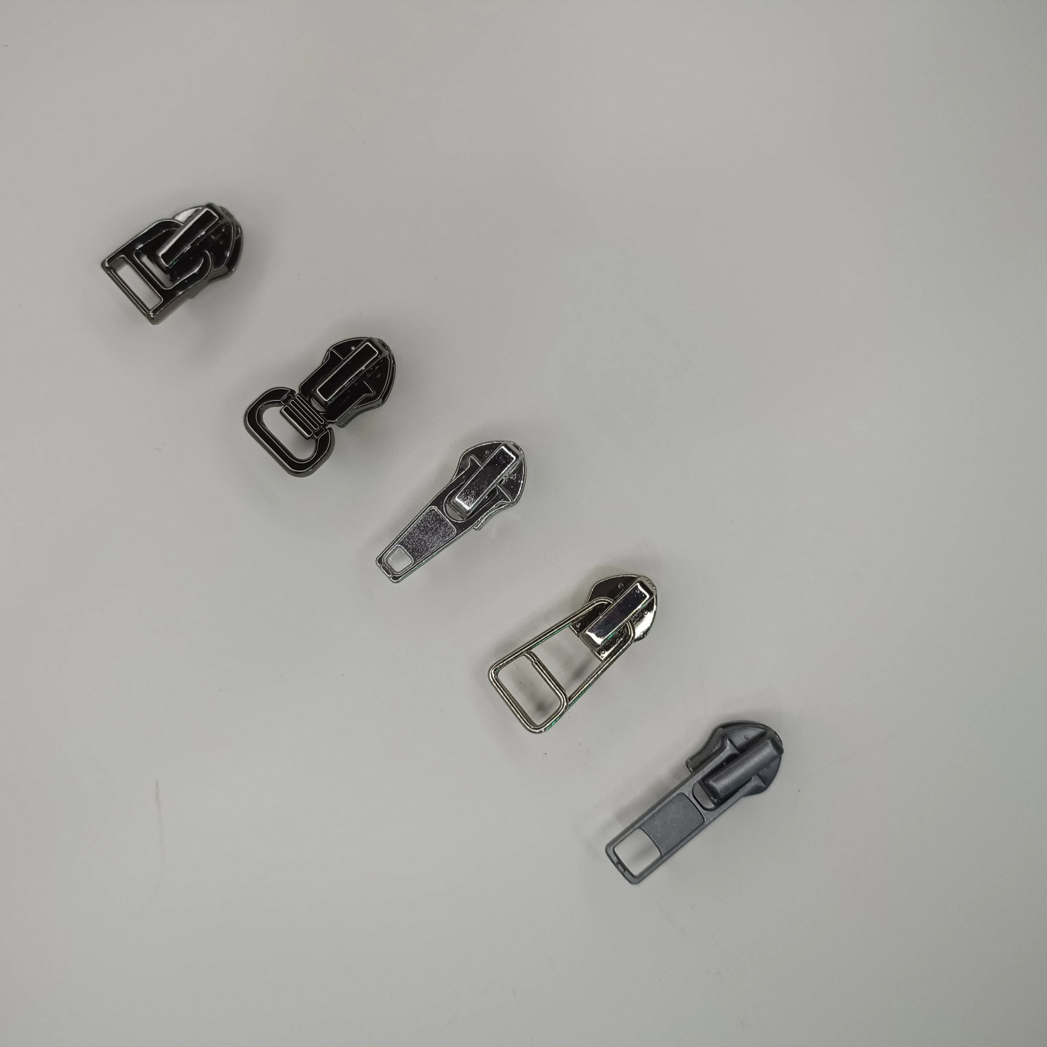 Common Generic Zip Sliders Pulls Metal Zipper Pullers For Shoes Bags ...