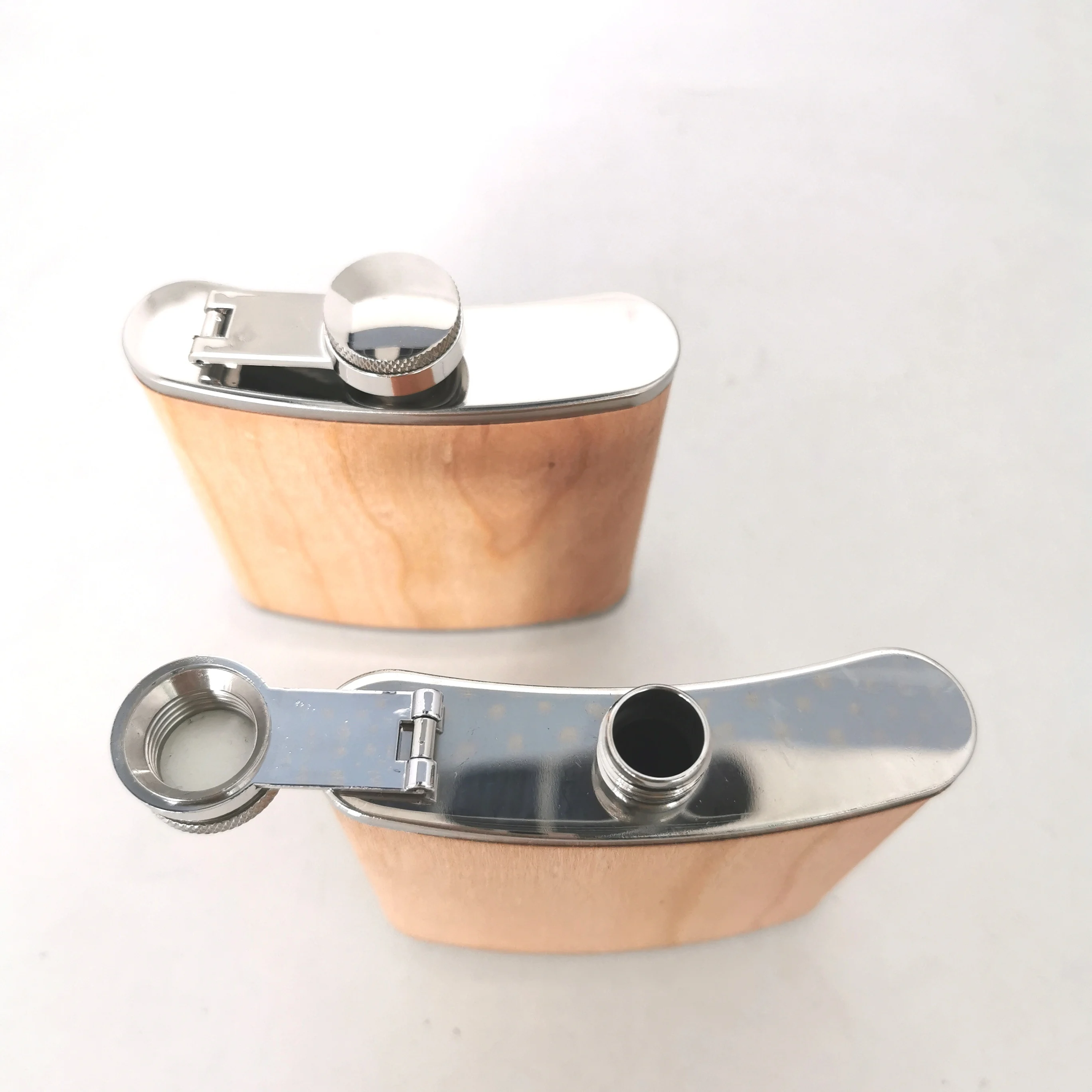 Custom Real Natural Oak Hip Flagon - Portable Whisky Flask