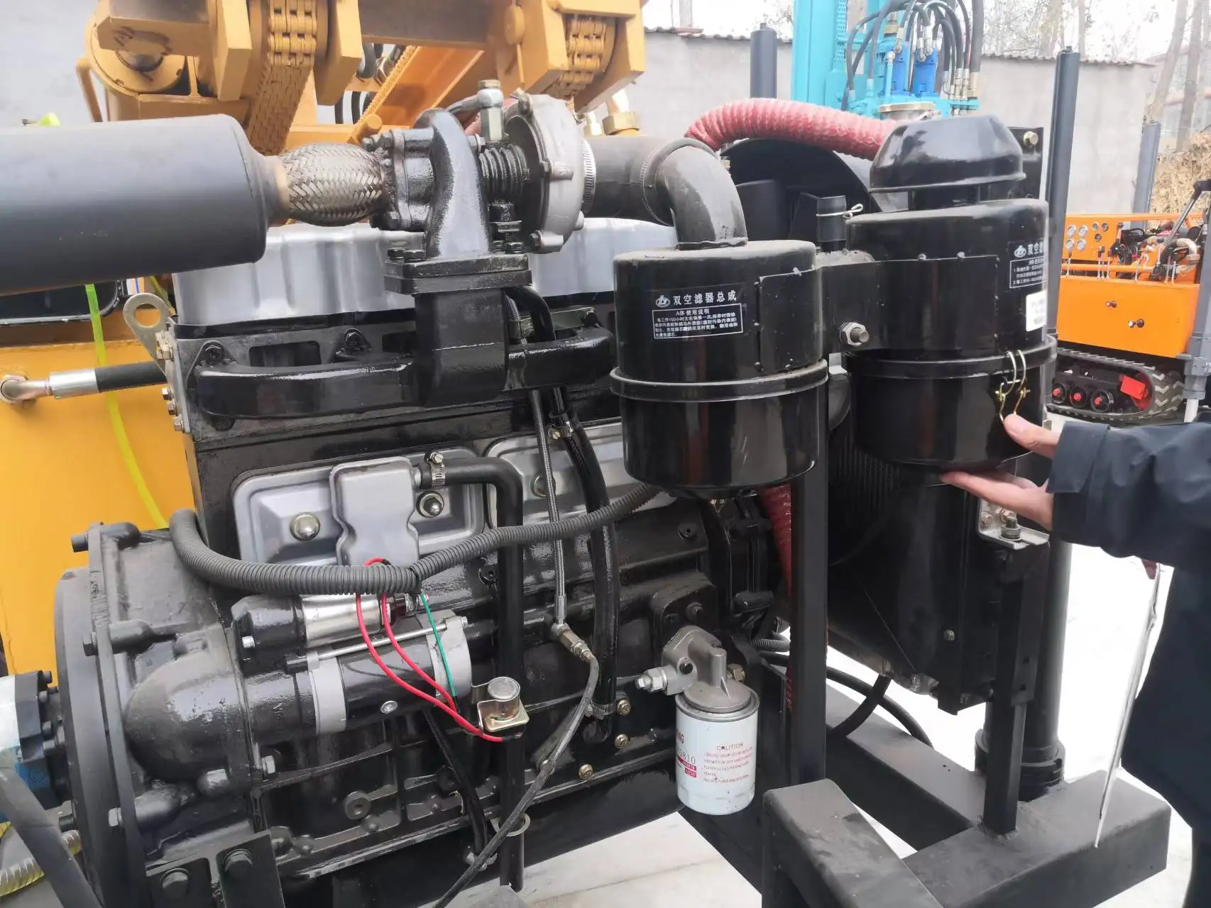 Borehole Water Drilling Rig Weichai 78kw Power 200m 300m Deep With Mud ...