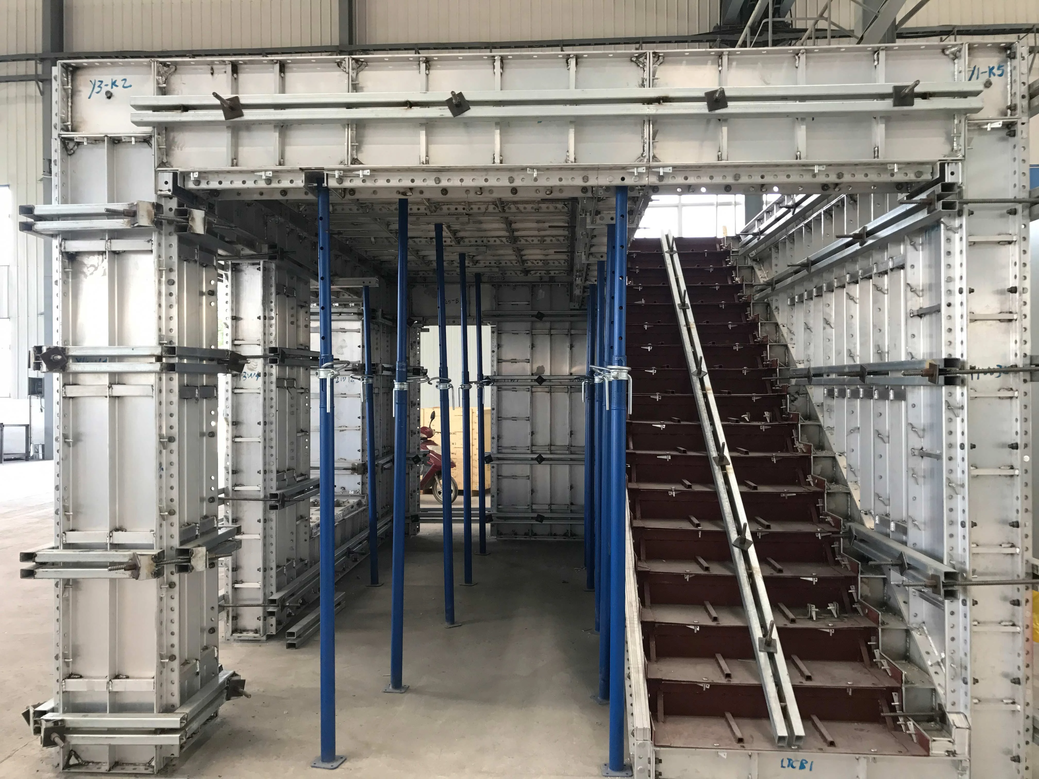 ADTO Beton Escalier Alu Coffrage - Durable Formwork Solutions