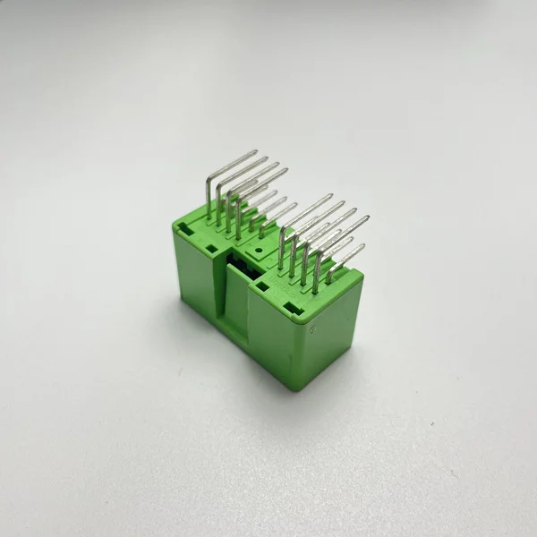 Pcb Right Angle Wire To Board 18 Pin Electrical Automotive Wire Harness ...