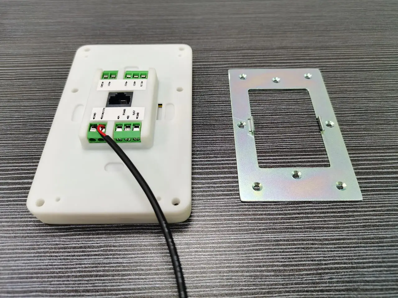 350 Cd/㎡ 5 Inch White Poe Capacitive Touch Tablet Pc For Business