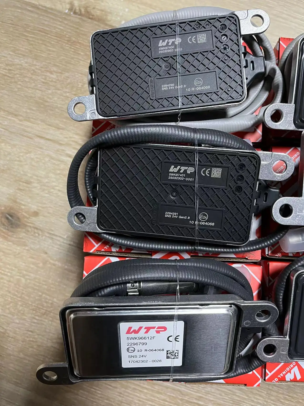 Auto Nox Sensor Nox Stikstof Oxide Sensor 24v 5wk97400 2294290 Sensors ...