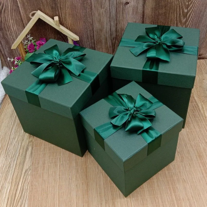 Luxury Green Color Lid and Base Birthday Anniversary Present Packaging ...