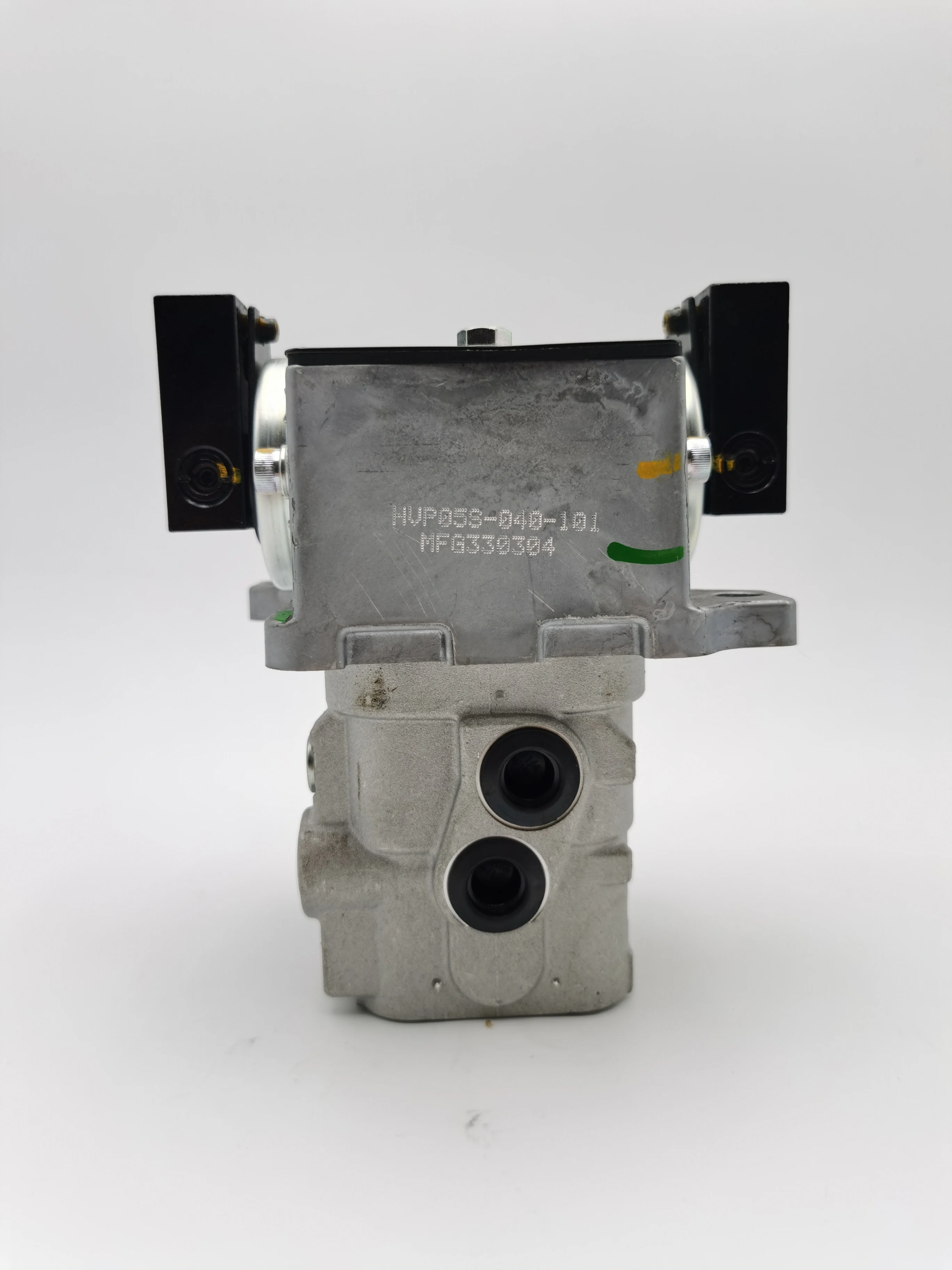 Original Excavator Hydraulic Parts Pilot Valve Travel 9235551 For Zx200 ...