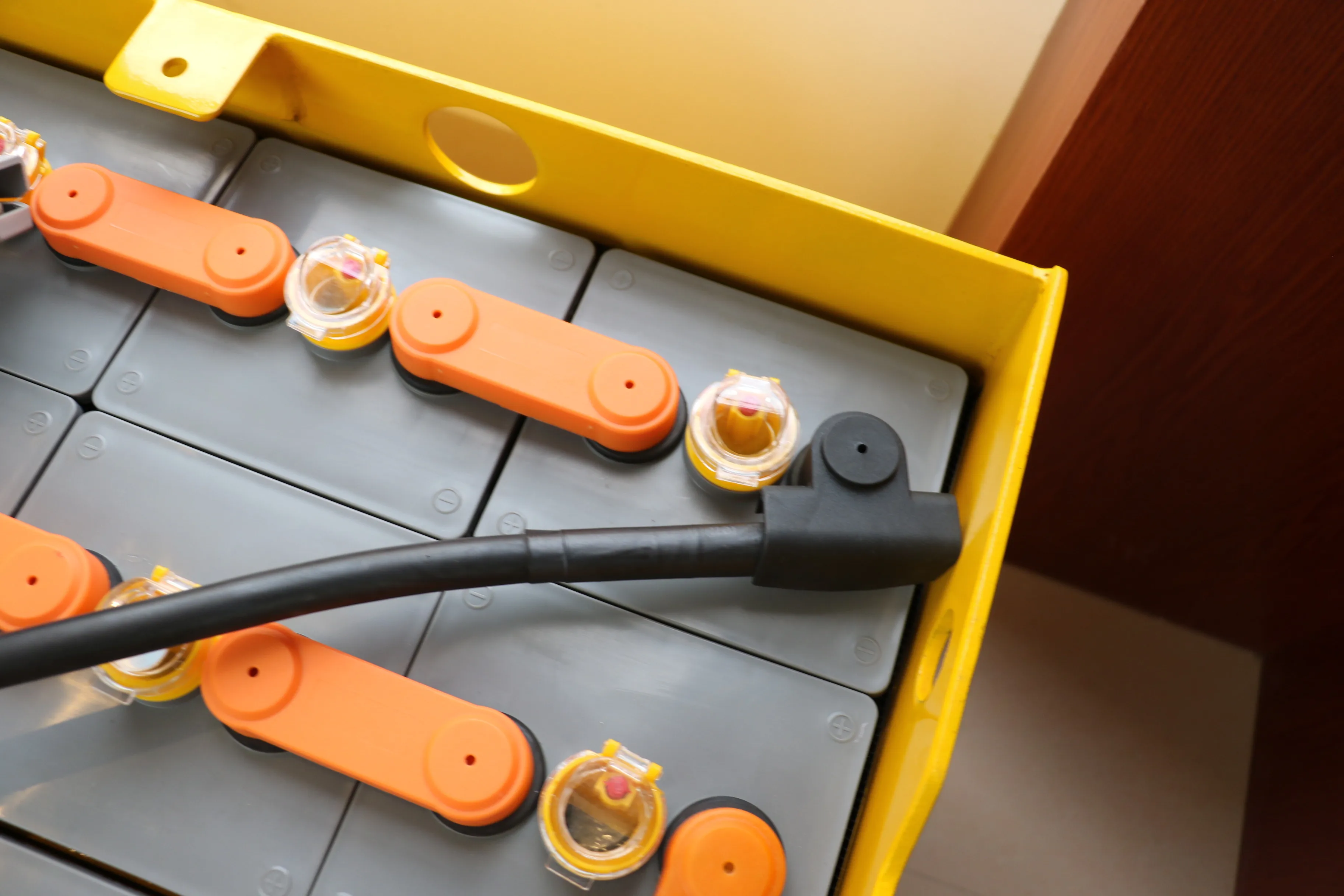 Forklift Batteries - Reliable Power Solutions for Electric Vehicles