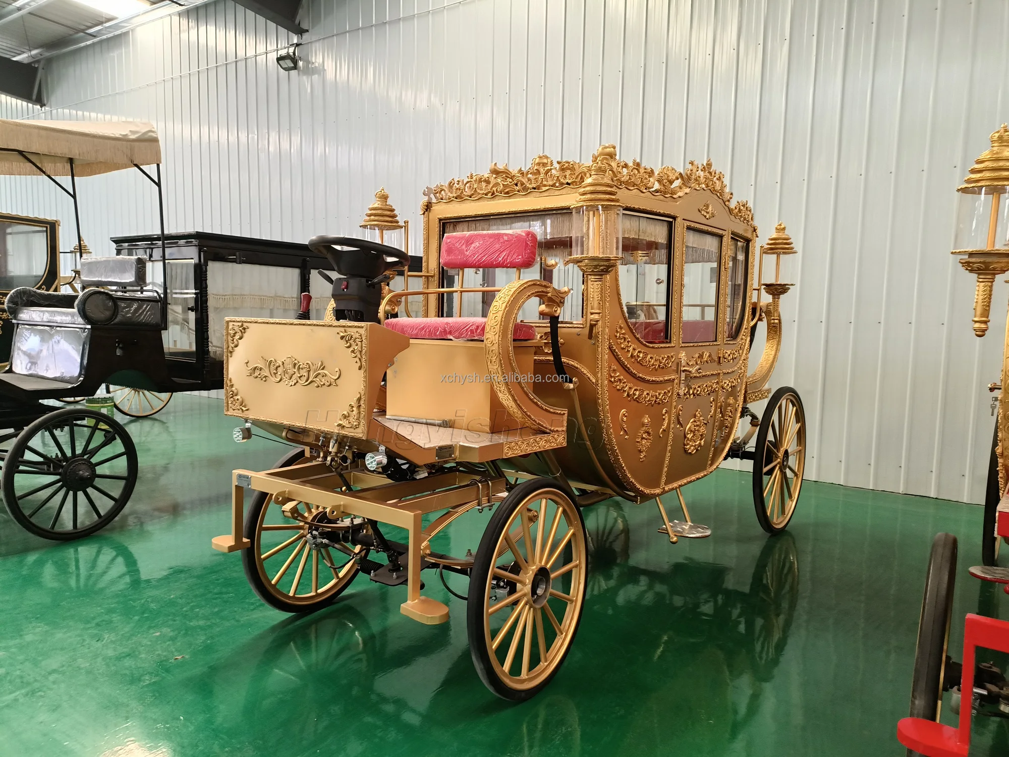 Elegant Wedding Limousine - Golden Horse Carriage Fairytale