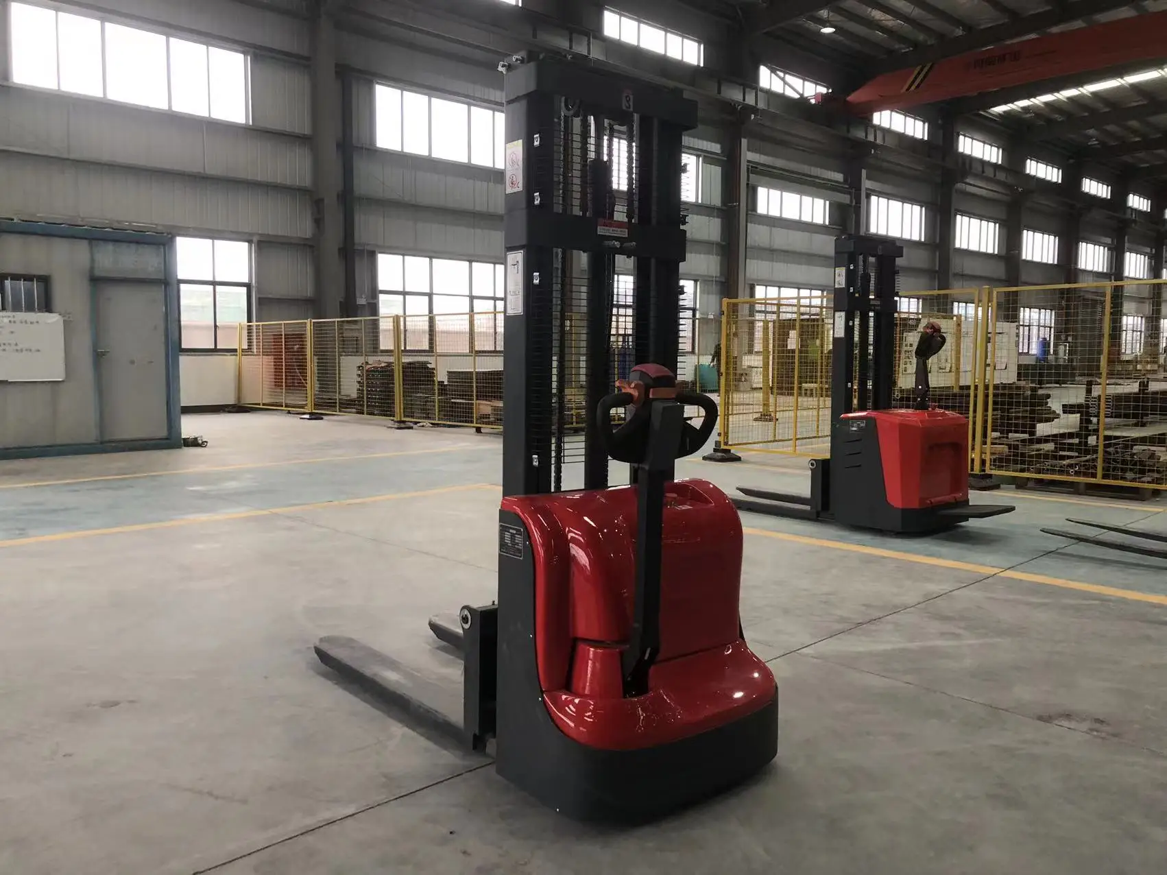 1500 Kg Electric Stacker All-electric Stacker Shuncha Full Electric ...