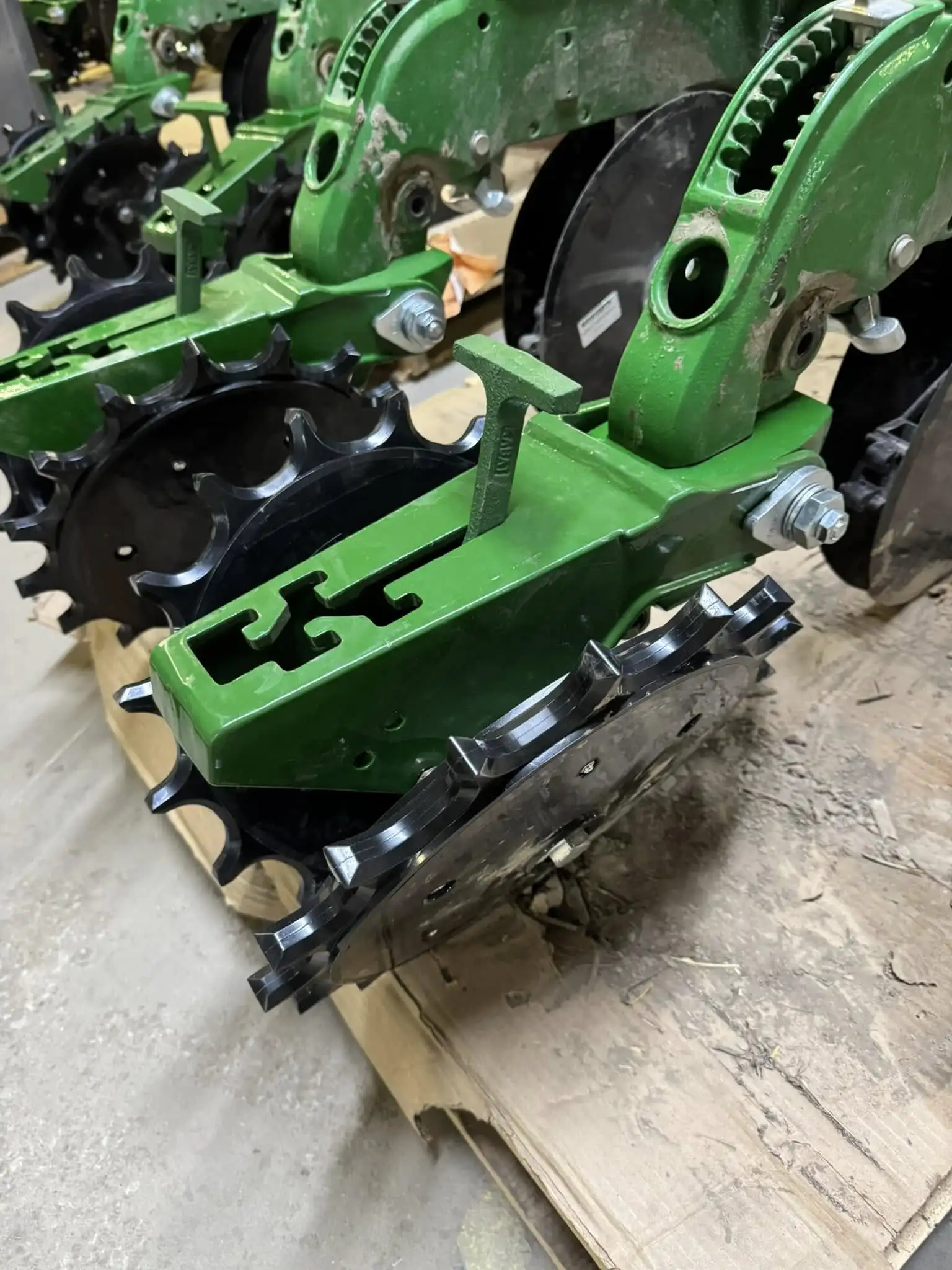 Alibaba.com: Ag Furrow Cruiser 6200-005 UHMW poly spiked planter ...