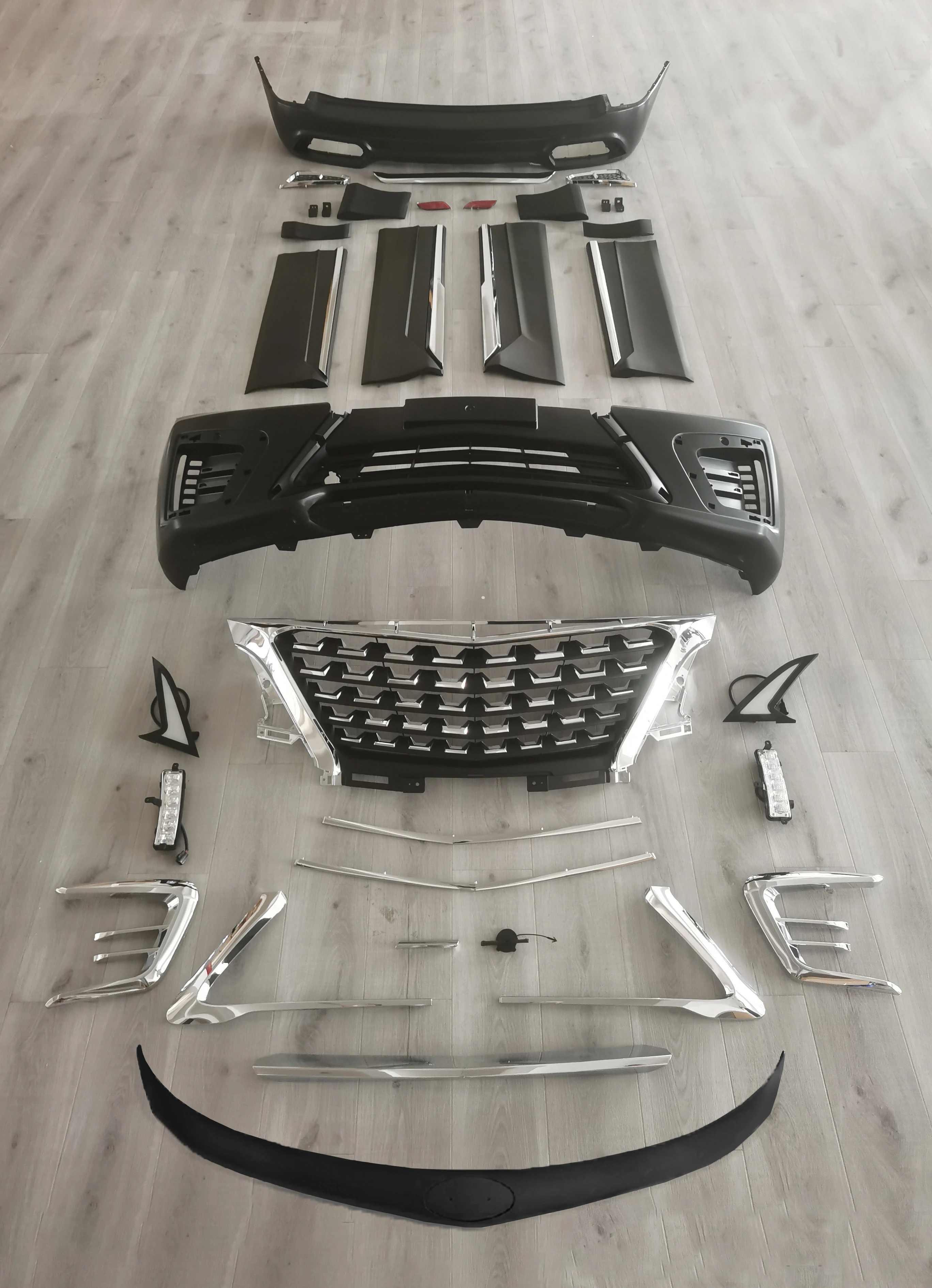 Hyundai H1 Conversion Body Kit - High Quality & Universal