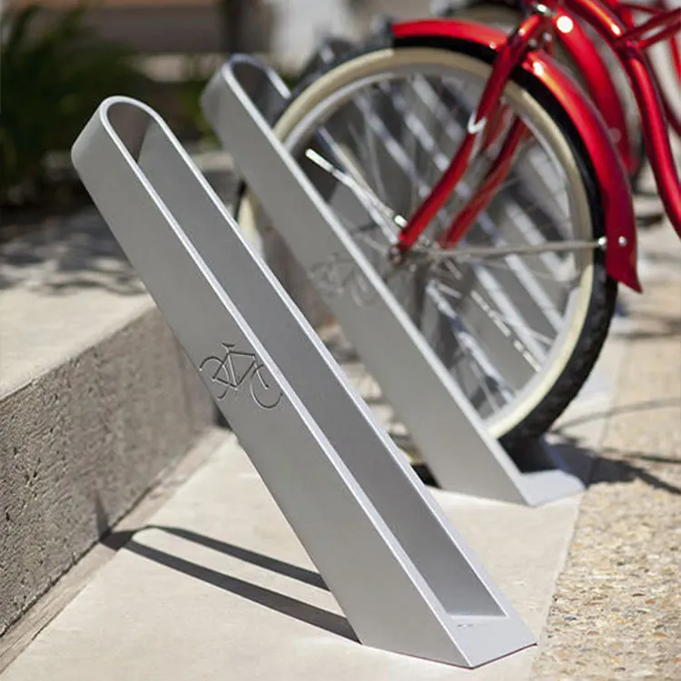 Outdoor Vertical Metal Bike Storage Rack Outside Public Place Patio ...