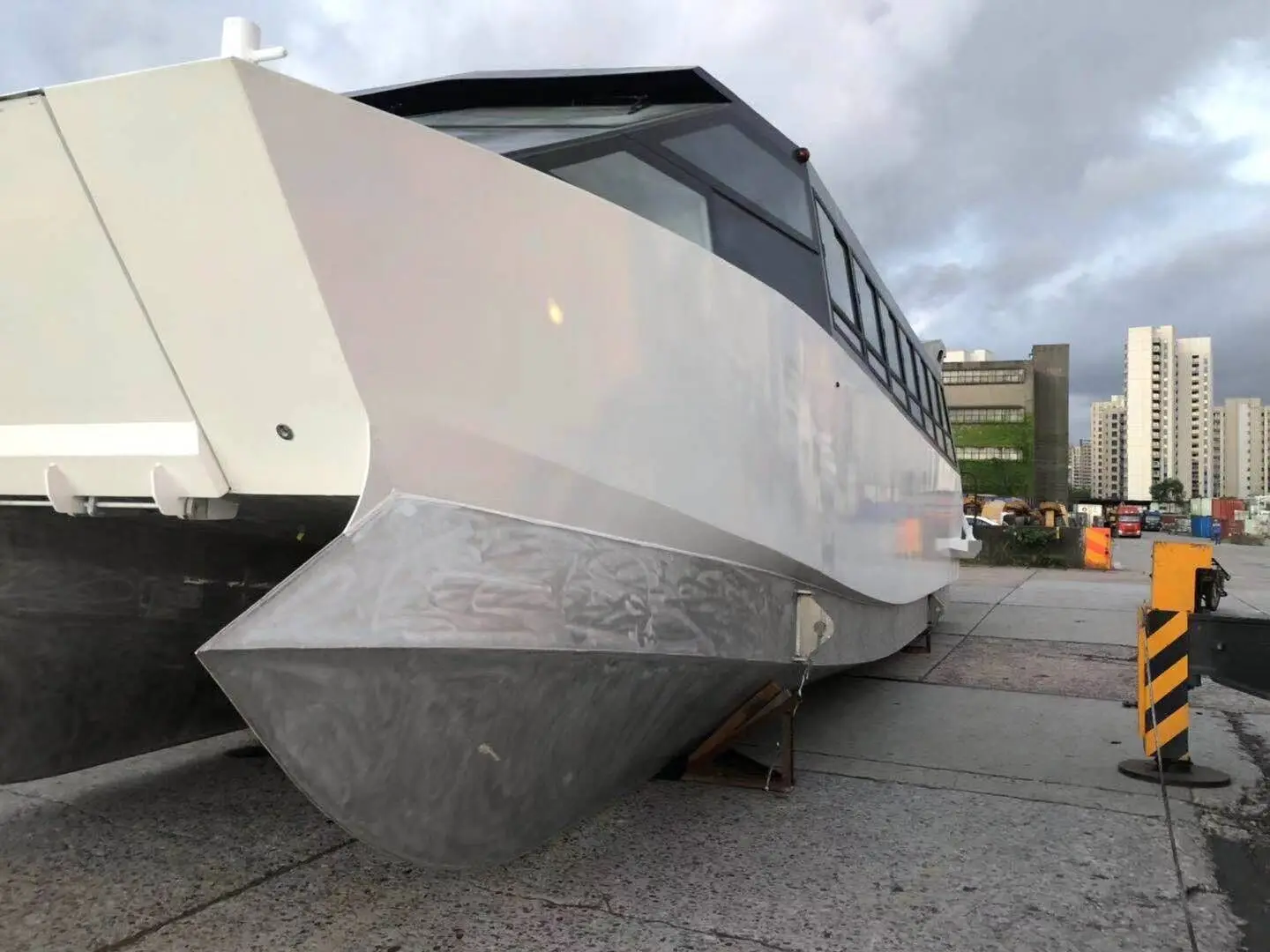 Catamaran Commercial Boat 15m - Luxury Yacht for 60 Passengers