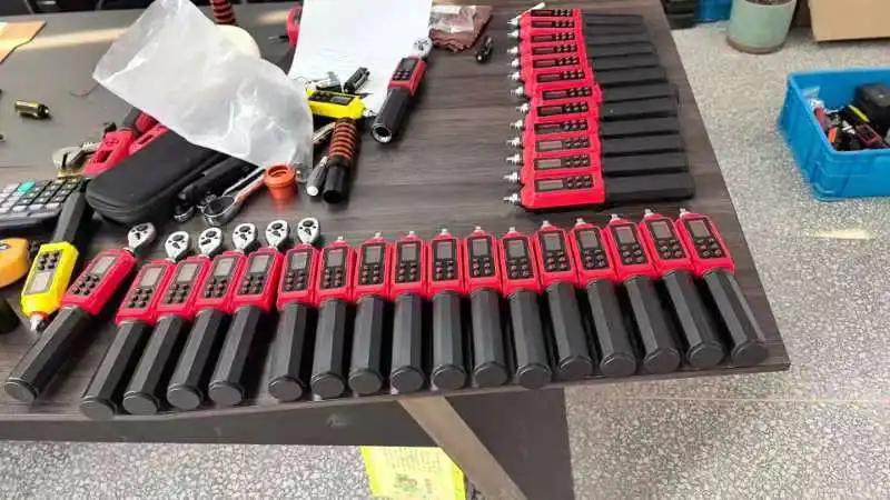 Adjustable Digital Torque Screwdriver - 0.09-6 Nm