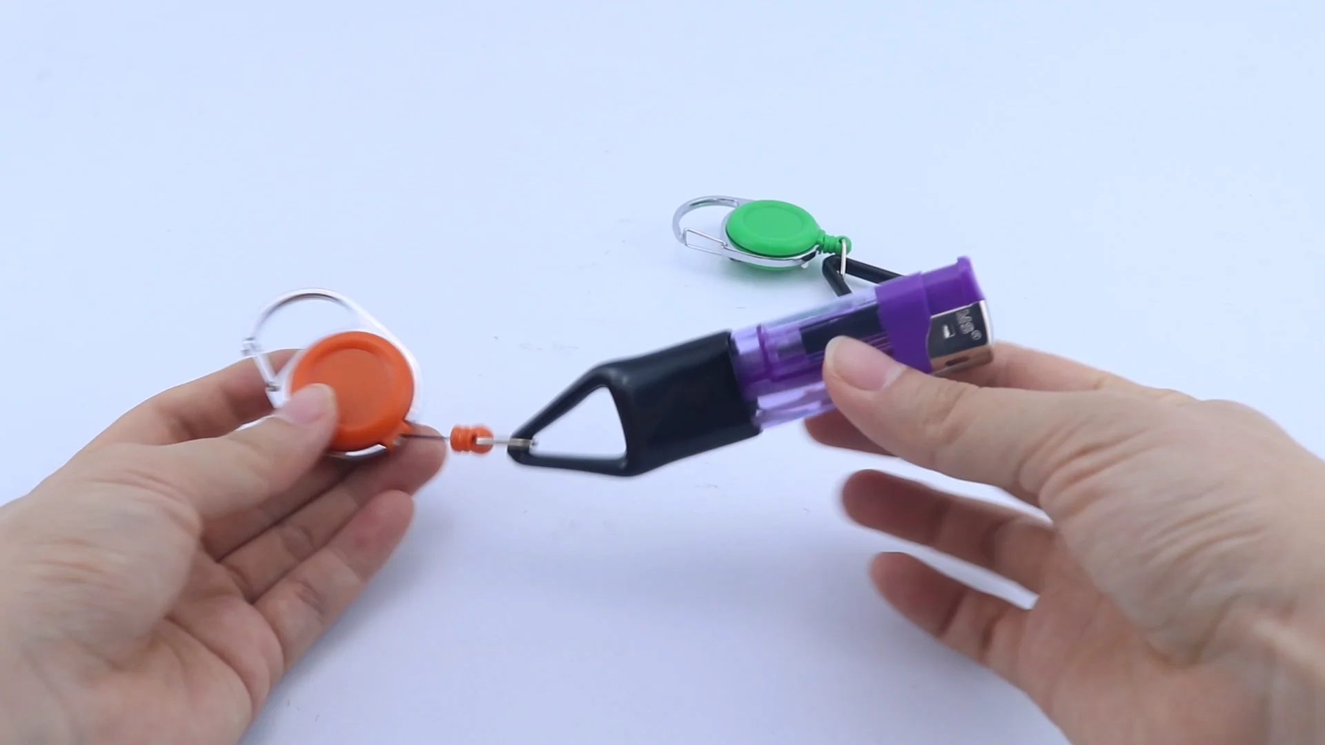 Retractable Lighter Clip Assorted Color Lighter Holder Keychain With ...