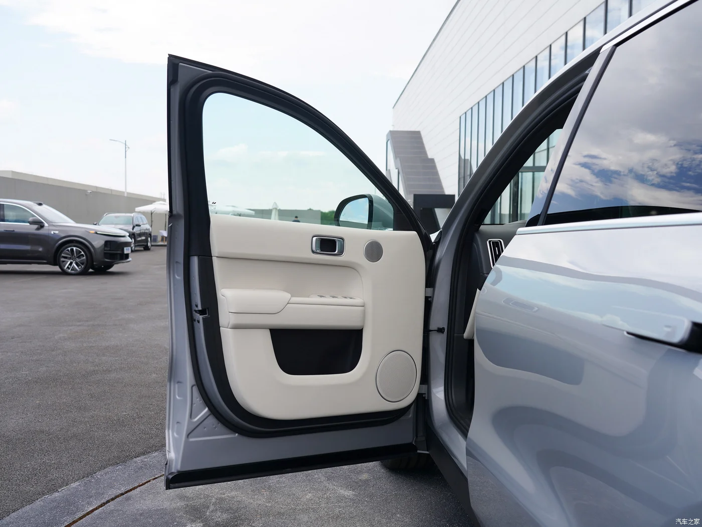 Lixiang Electric Suv Voiture Electrique Car Lixang Li Xiang Li Xiang 7 ...