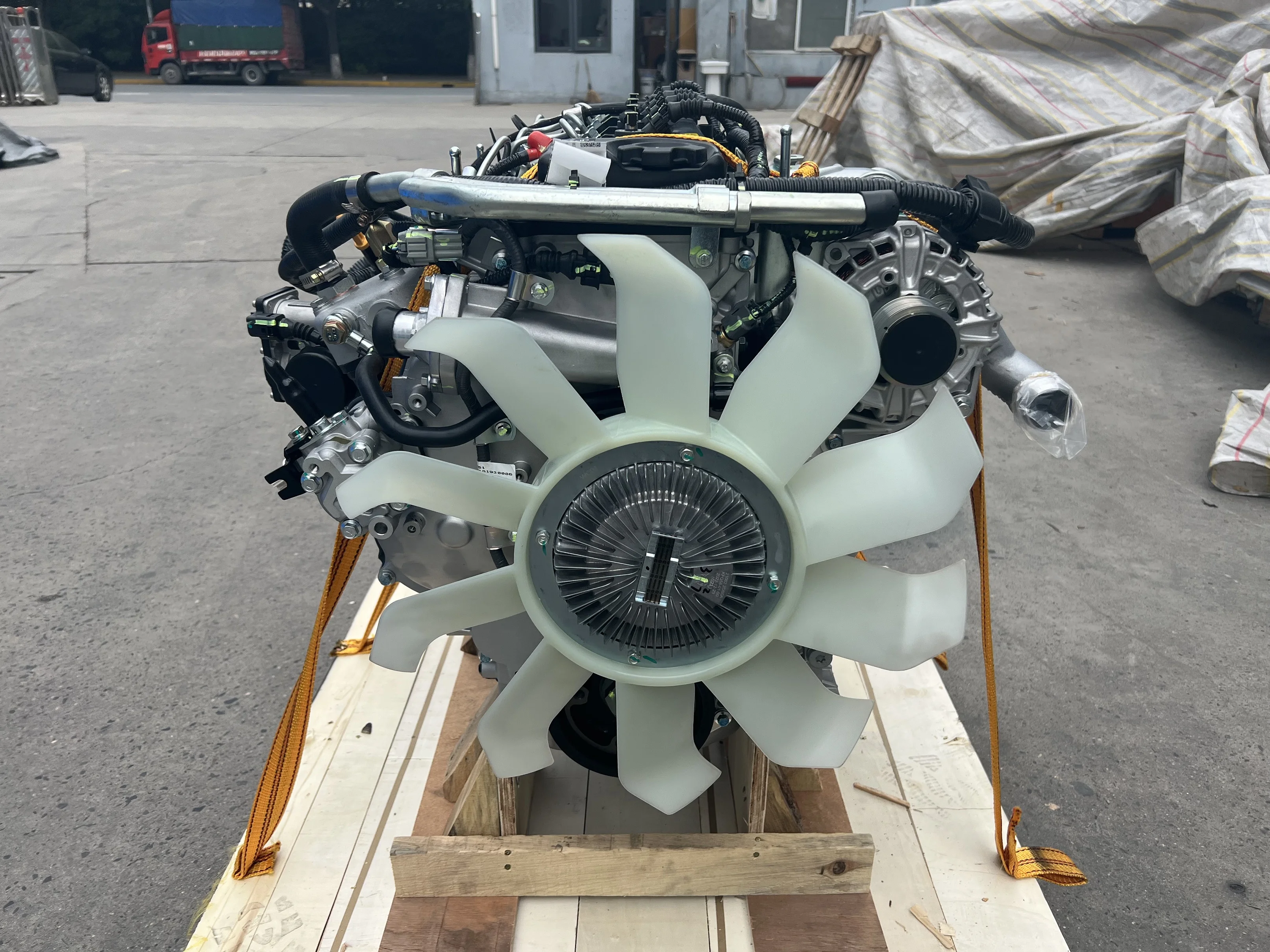 Nissan Diesel Engine ZD30 - Reliable Power for Construction