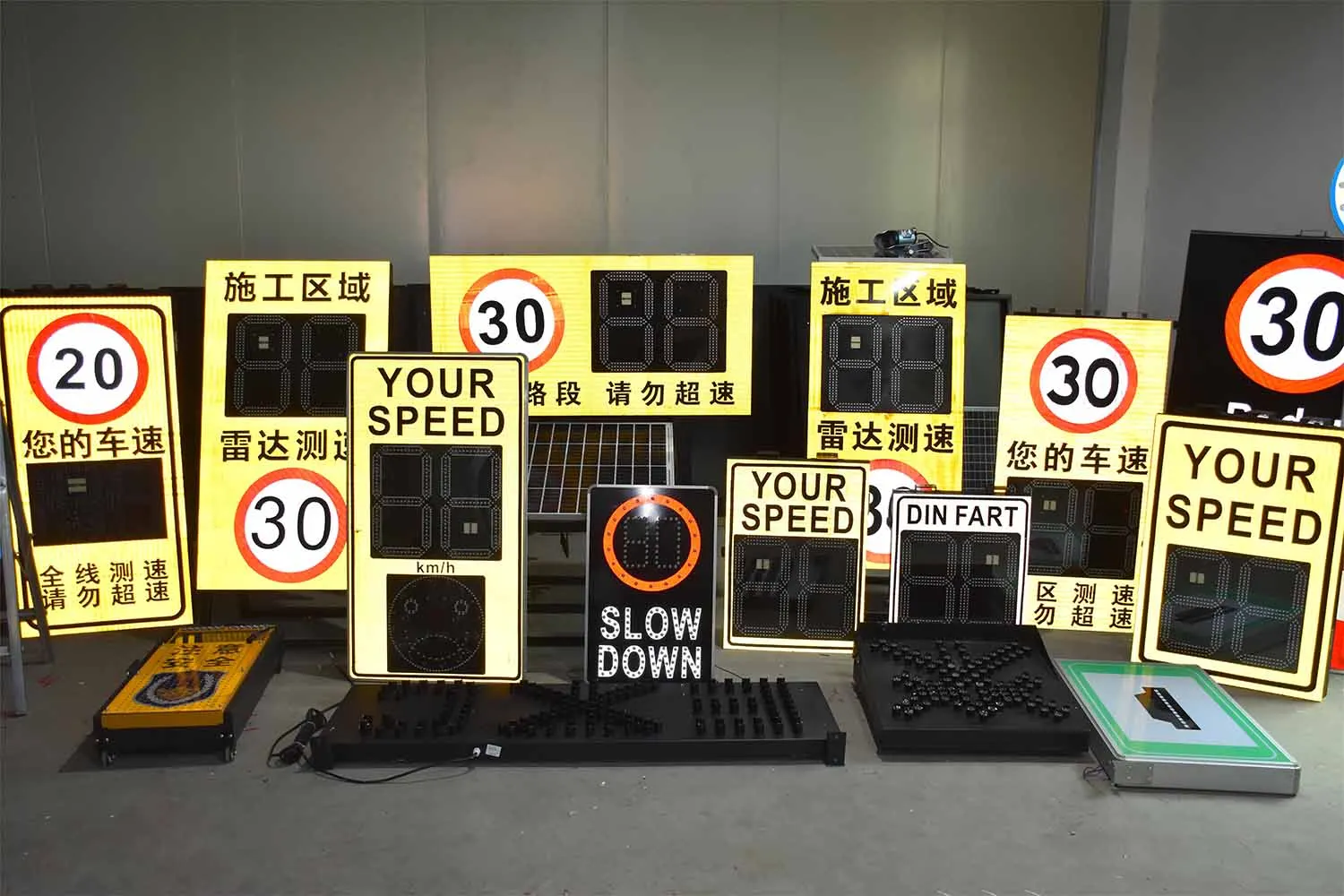3M Authorized LED Solar Radar Speed Display - 88 Radar Feedback Sign ...