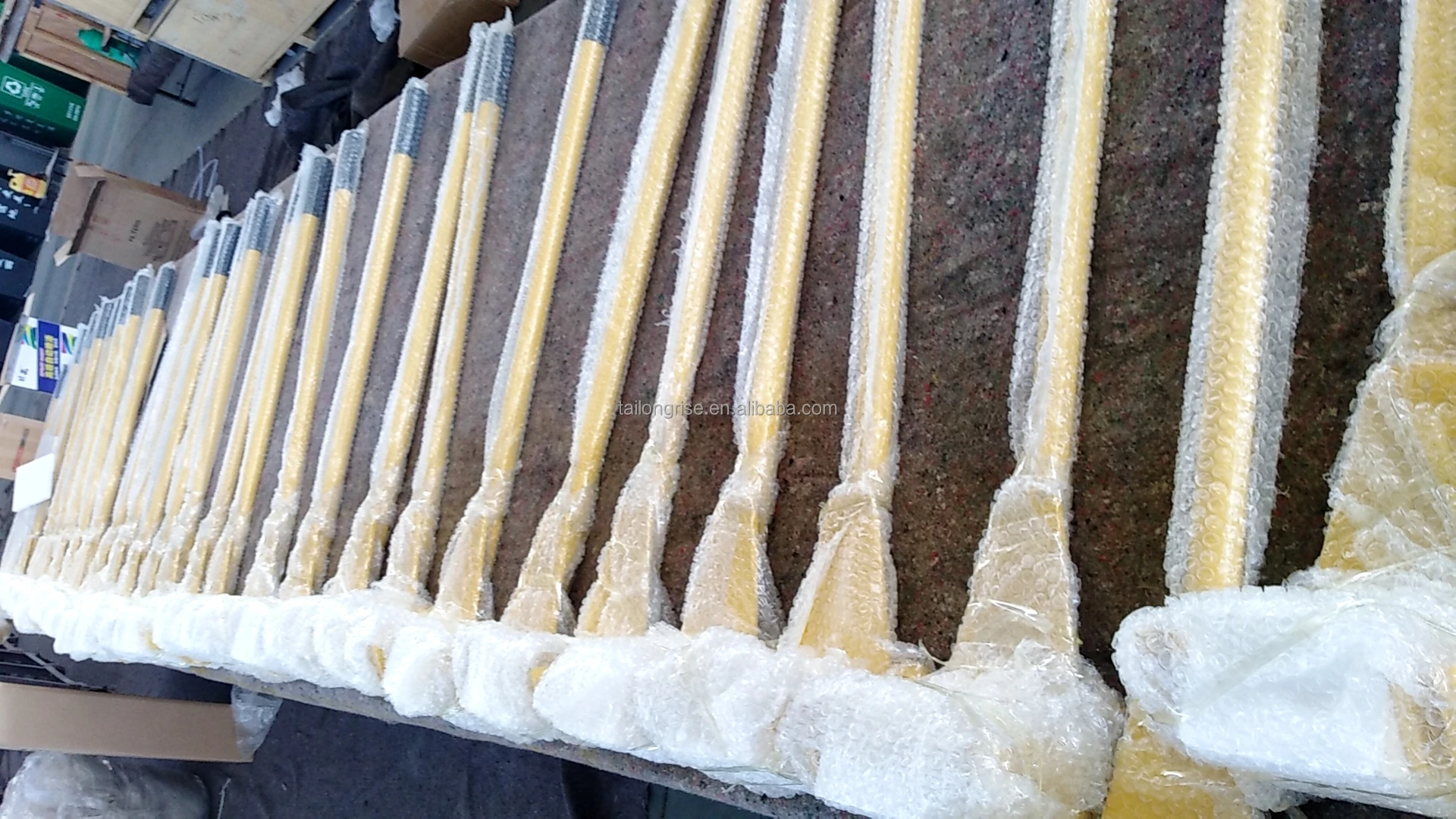 44" Pallet Buster Tool Pry Wrecking Bar W/ Handle Heavy Duty Pallet ...