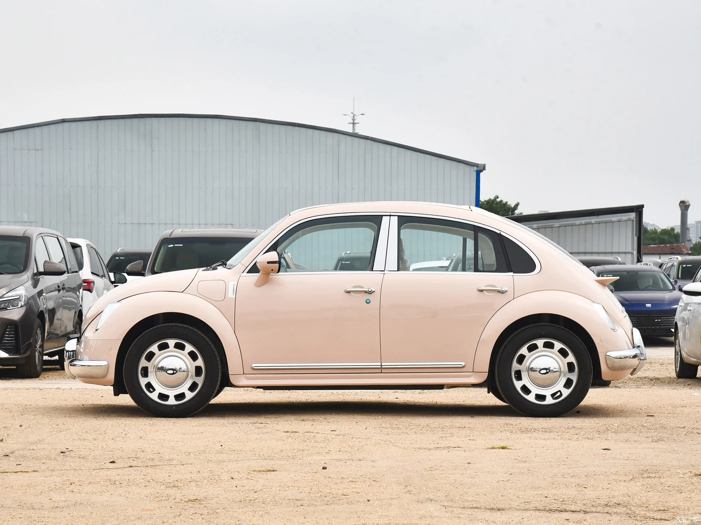 Ora Ballet Cat Small Electric Car 4-seater With Rear Lift Door New ...