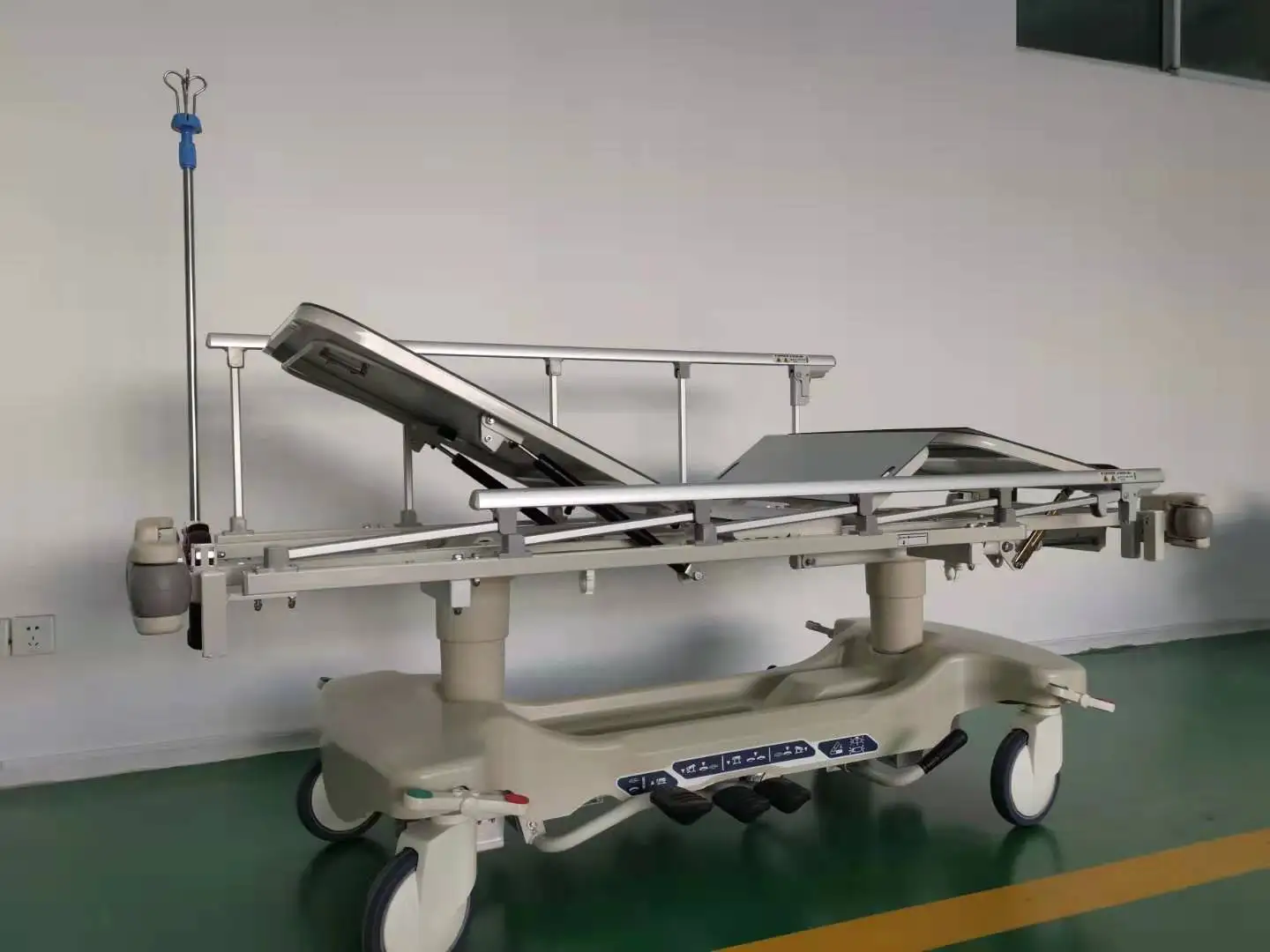 Mt Medical Folding Guardrail Emergency Trolley Hospital Emergency ...
