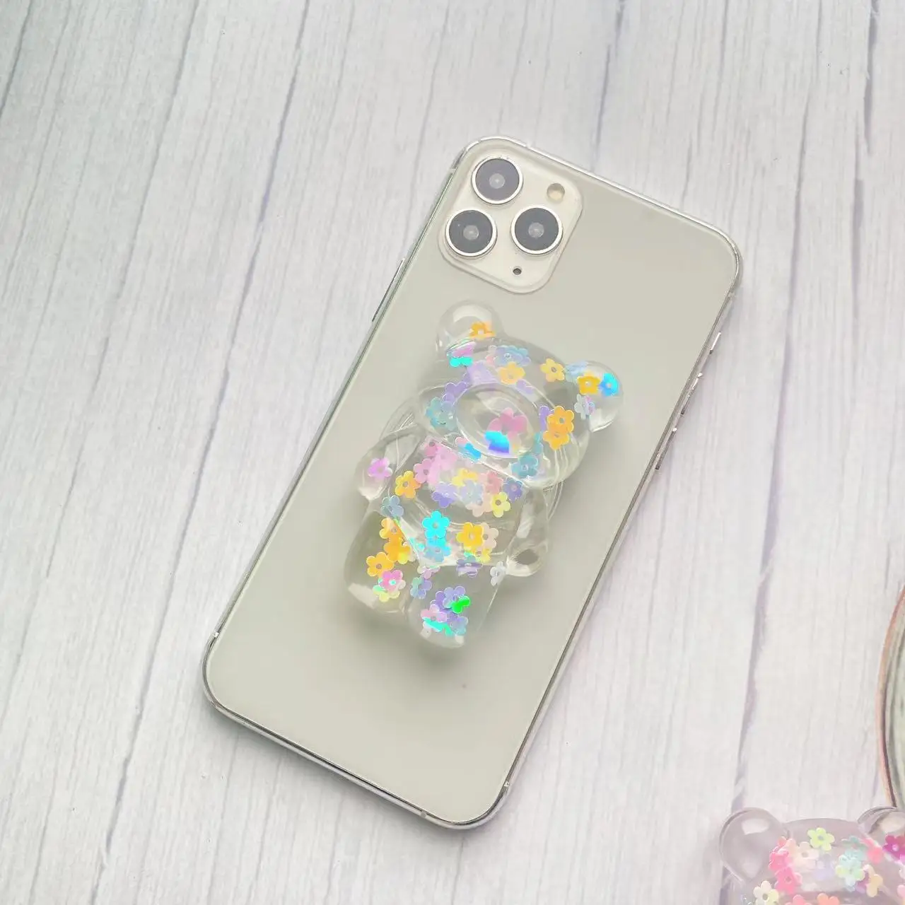 Mobile Accessories Bear Adjustable Desktop Smartphone Griptok Cell Phone Holder Flower Resin ...