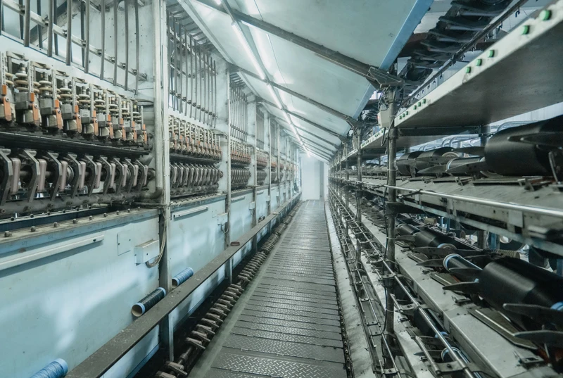 High Performance 250D/48F 100% Polyester Semi Dull Yarn for Weaving and ...