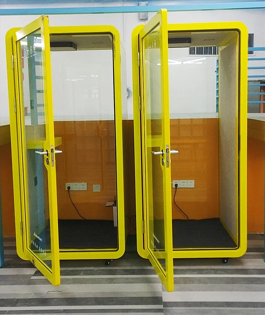 Modern Single Person Work Pod - Privacy & Acoustic Quality