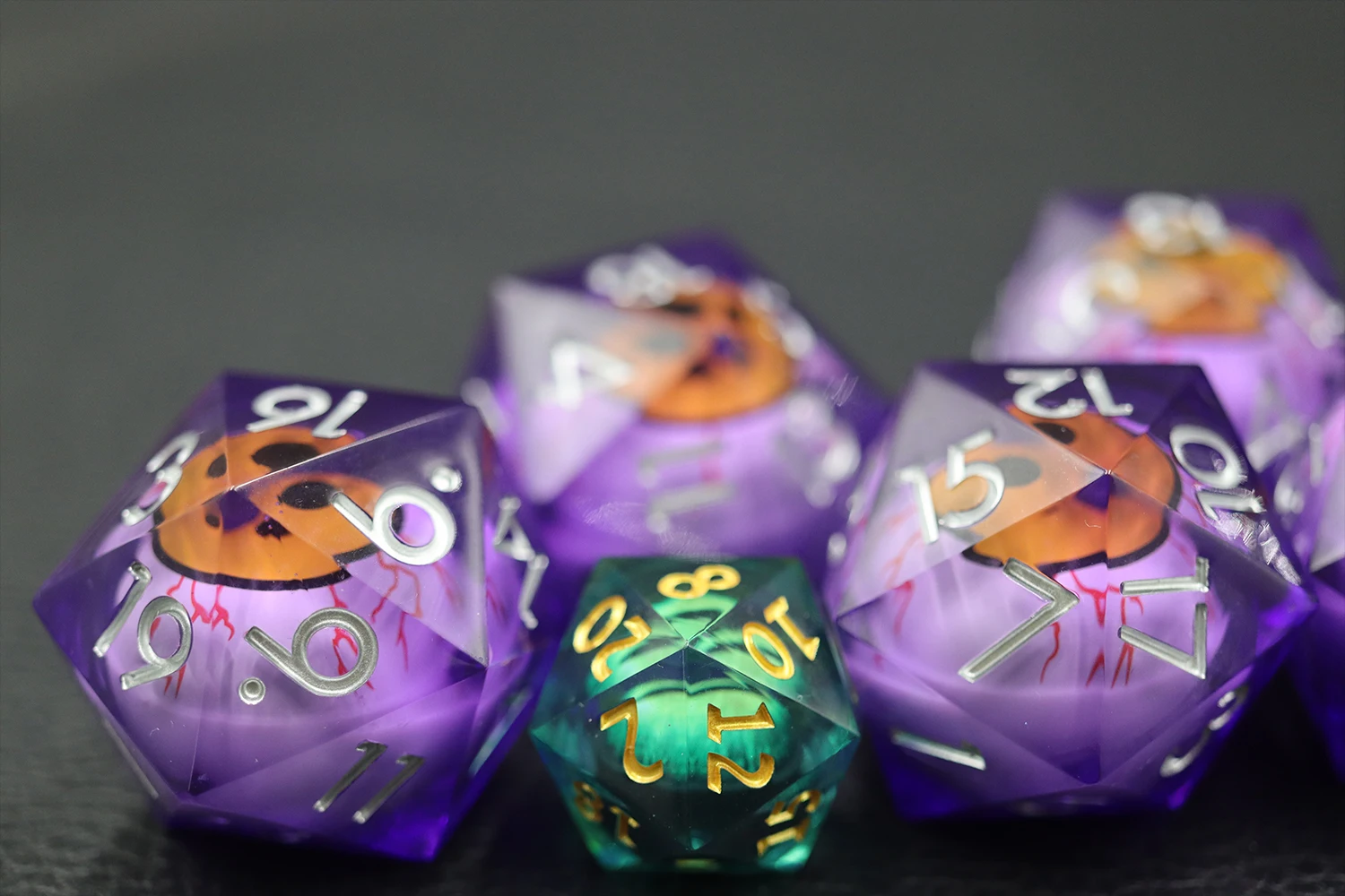 Dnd Eyeball Single Dice Sharp Edges 33mm Dungeons And Dragons ...