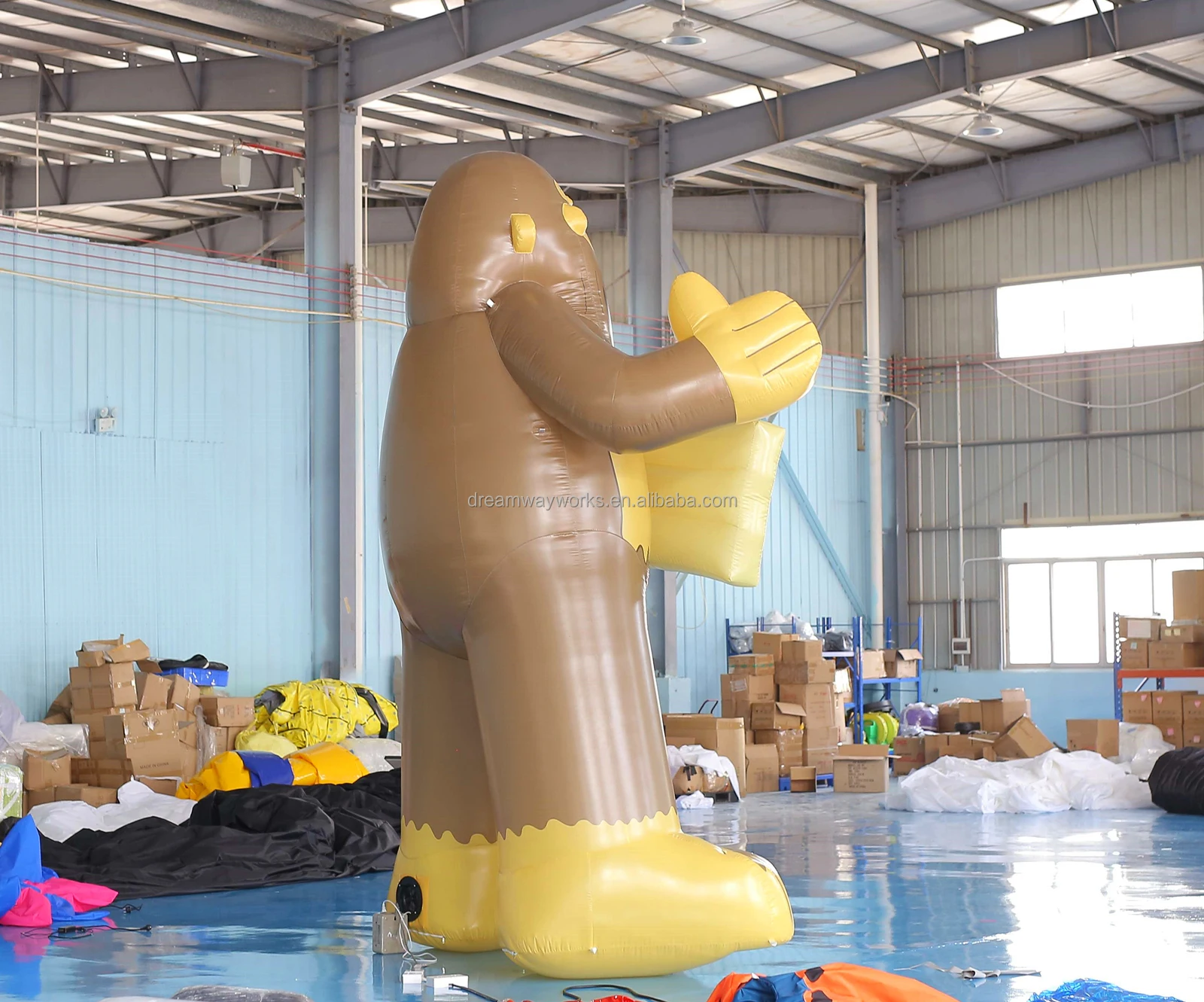 2023 Hot Sale Giant Inflatable Bigfoot for Advertising