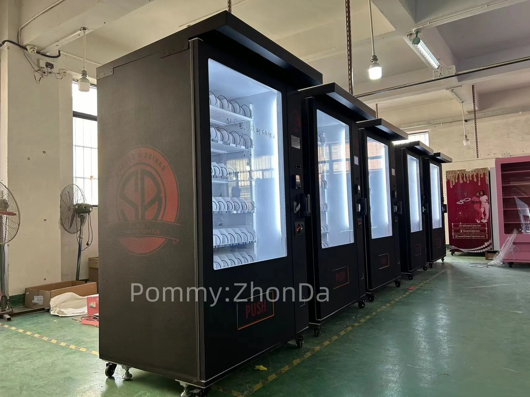 Refrigerated Cup Noodles Vending Machine Snacks And Drinks Vending ...