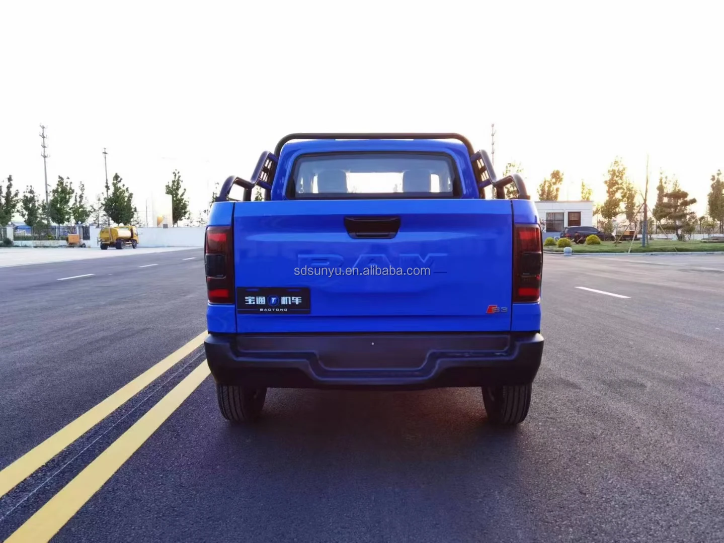 SUNYU Big RHD 4.7m Electric Mini Truck - Farm Utv 4x4 Cargo