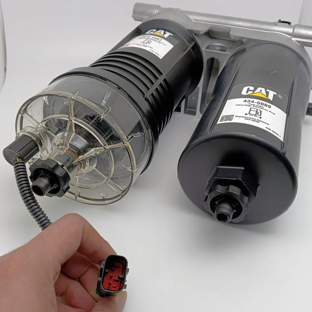 Caterpillar 320GC Fuel and Water Separation Filter Assembly