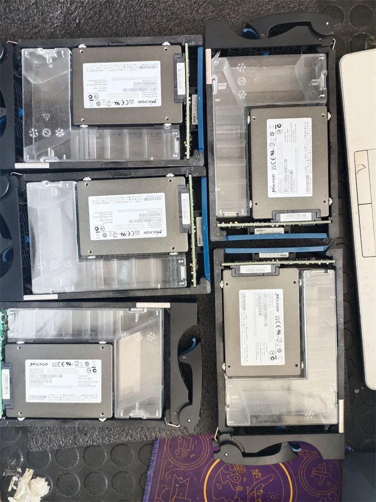 EMC VMAX 400GB SSD 3.5 SATA DISK HARD DISK DRIVE - Fast Speed