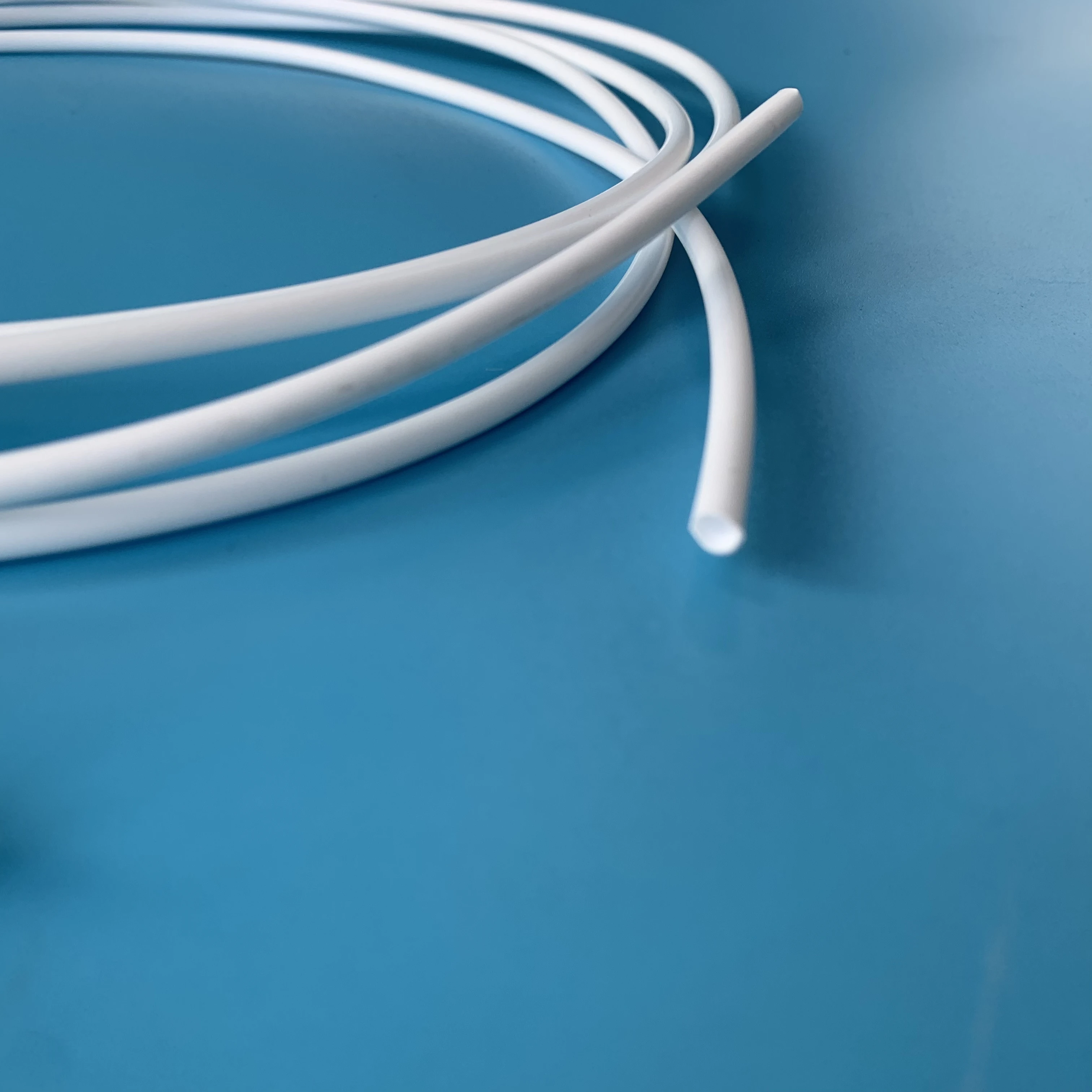 Chemical Stability Expanded PTFE Tube Microporous EPTFE Tube for ...