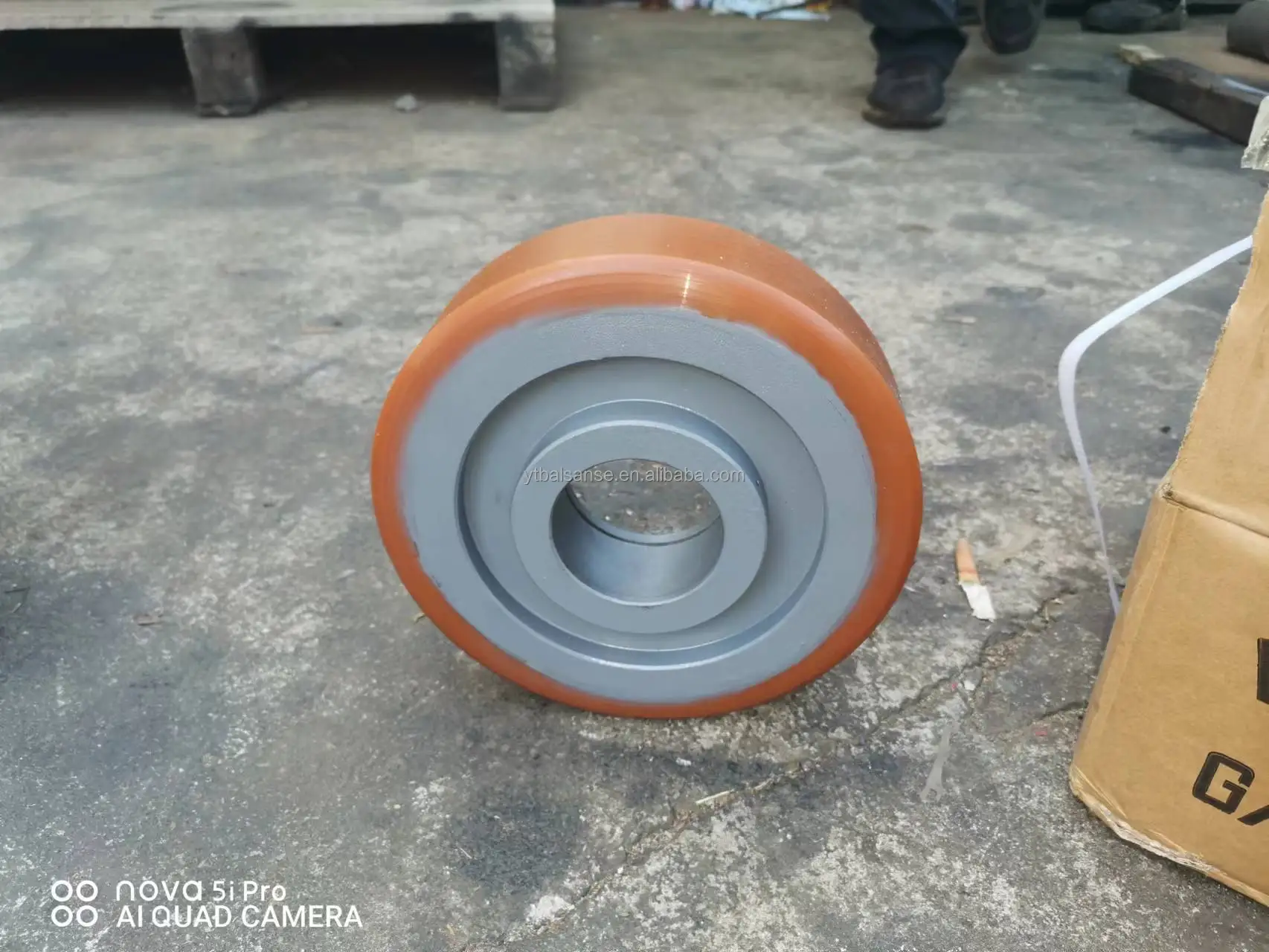 Drive Wheel Electric Forklift Wheel 230x75mm and 250x80mm PU Drive ...